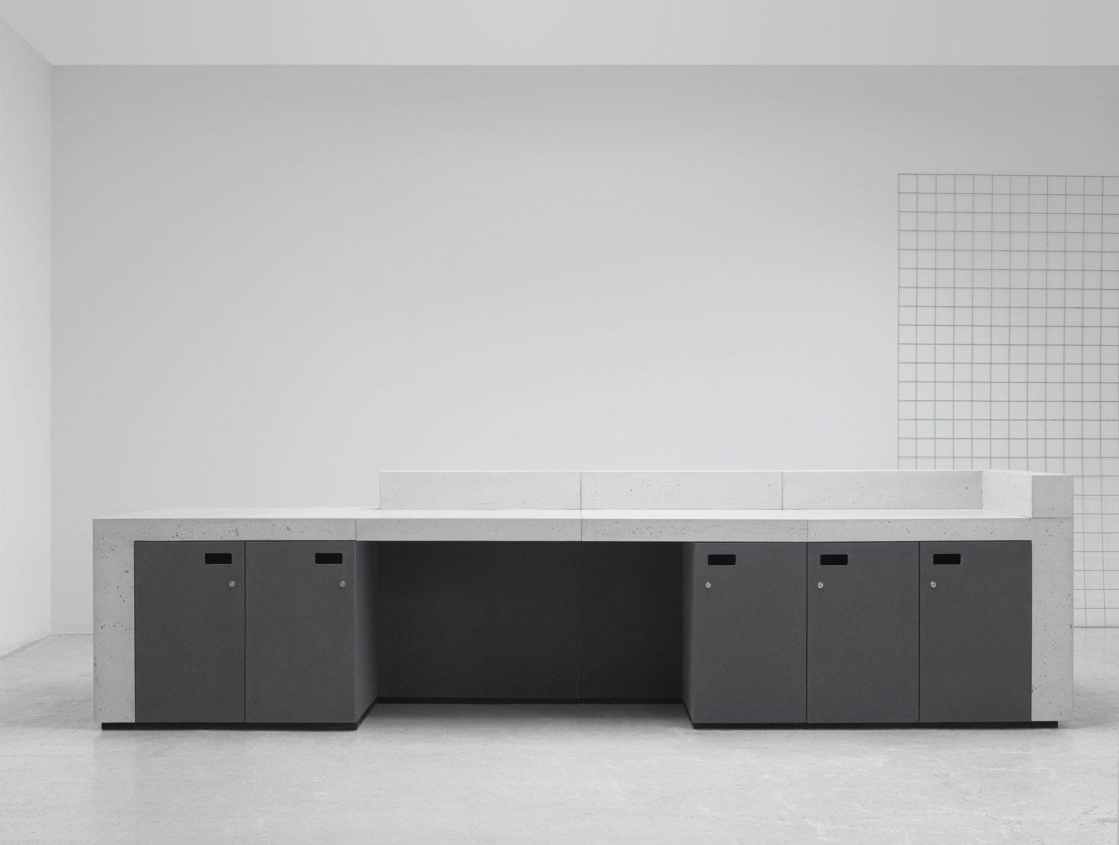 Isomi unveils its new collection in Concrete