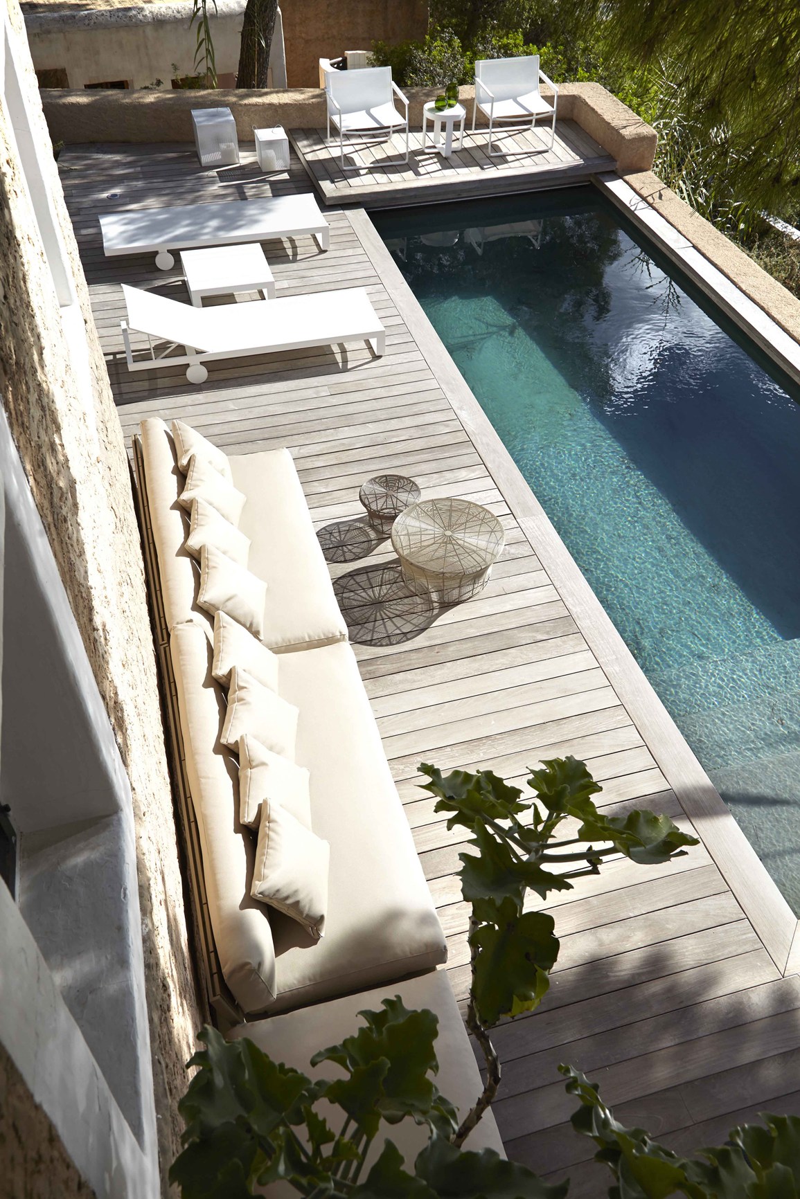Aram collection, Essential Design