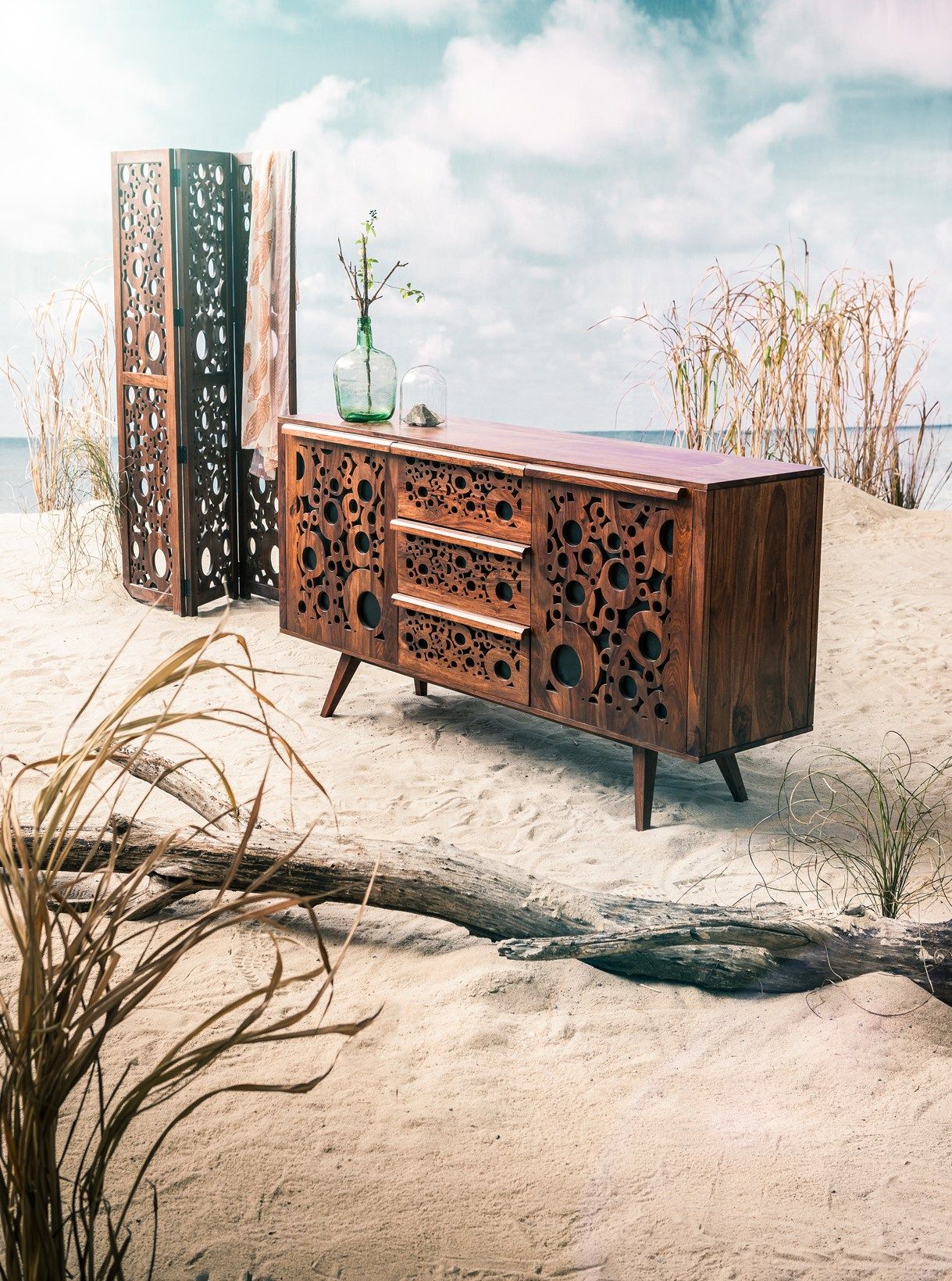 Joy of living, oasis at home, humorous pieces