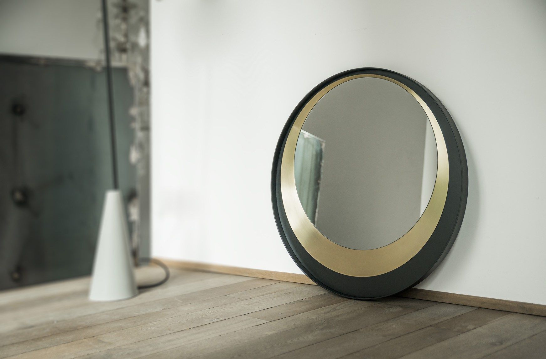 Pure shapes and researching materials