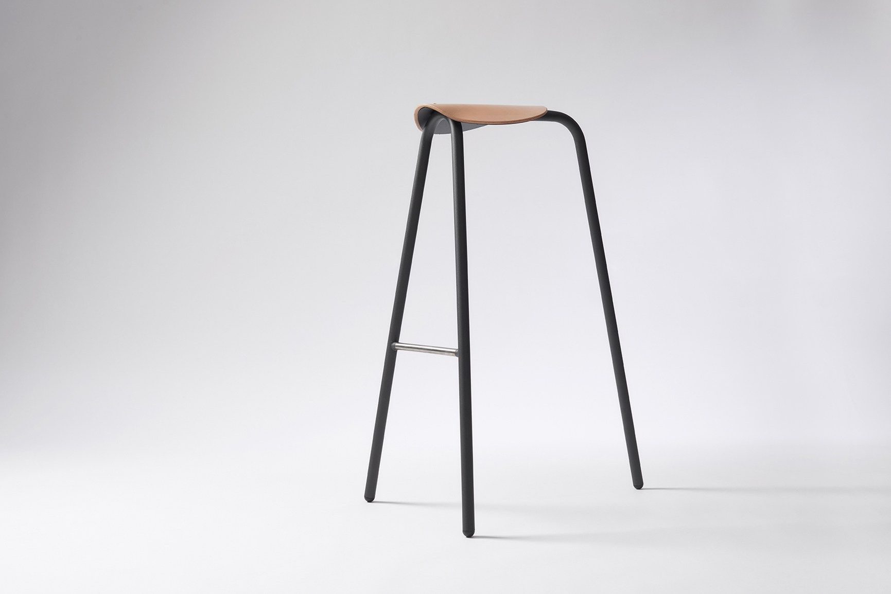 TORU. A mixture of ideas and sensations turned into objects