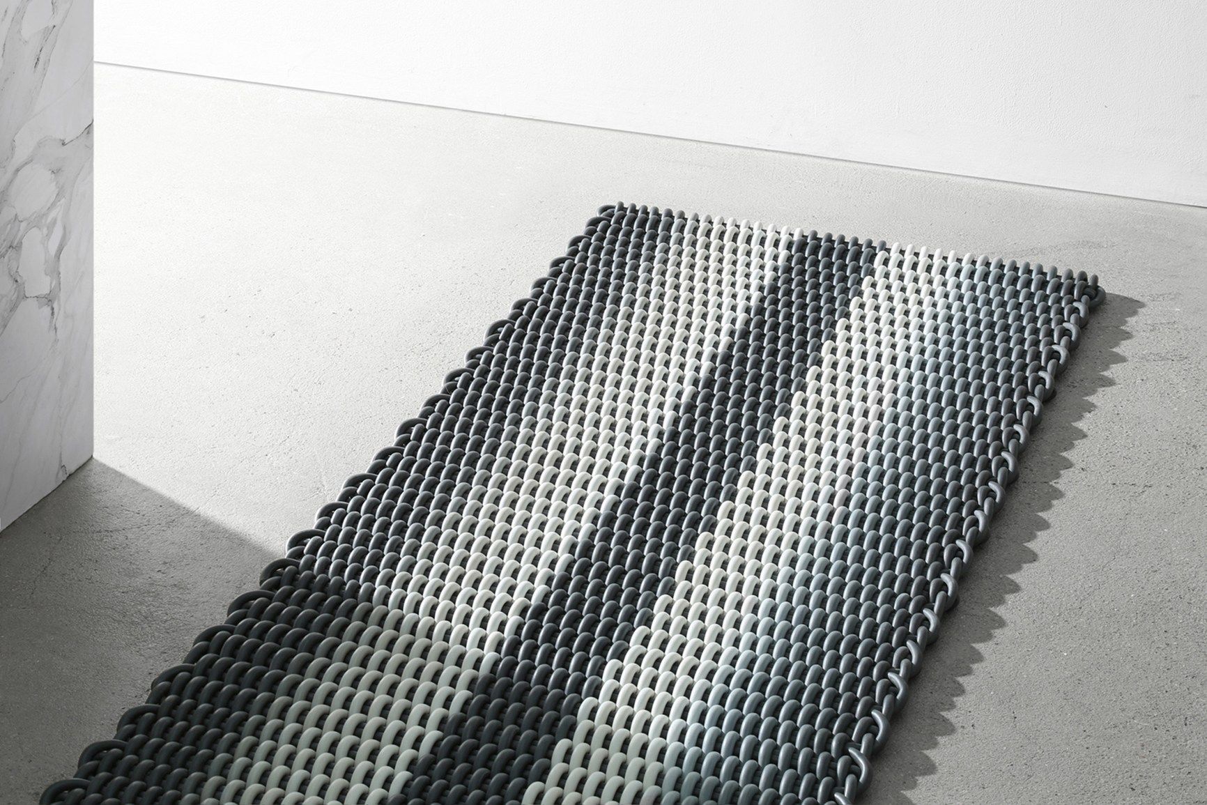 Shore Rugs: the world's first ergonomic rugs