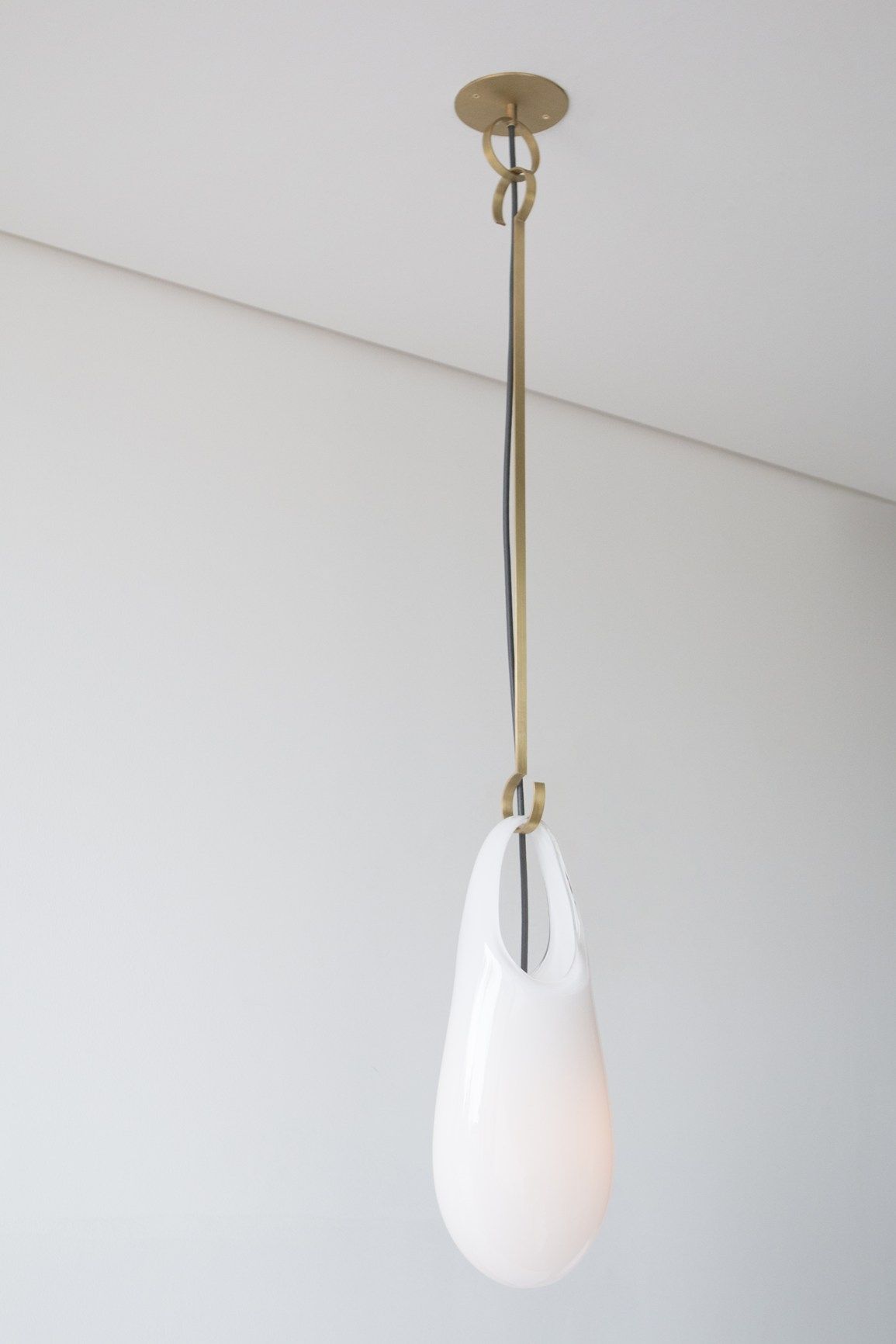 SkLO brings new Czech Glass lighting and accessories designs to M&O