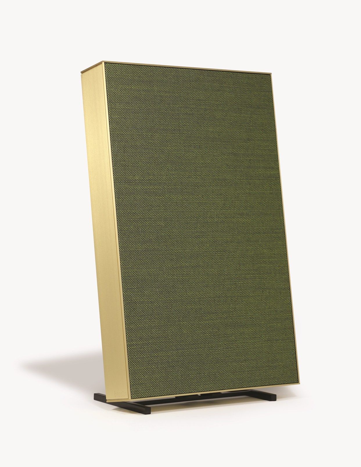 Basalte presents design speakers with custom finish options