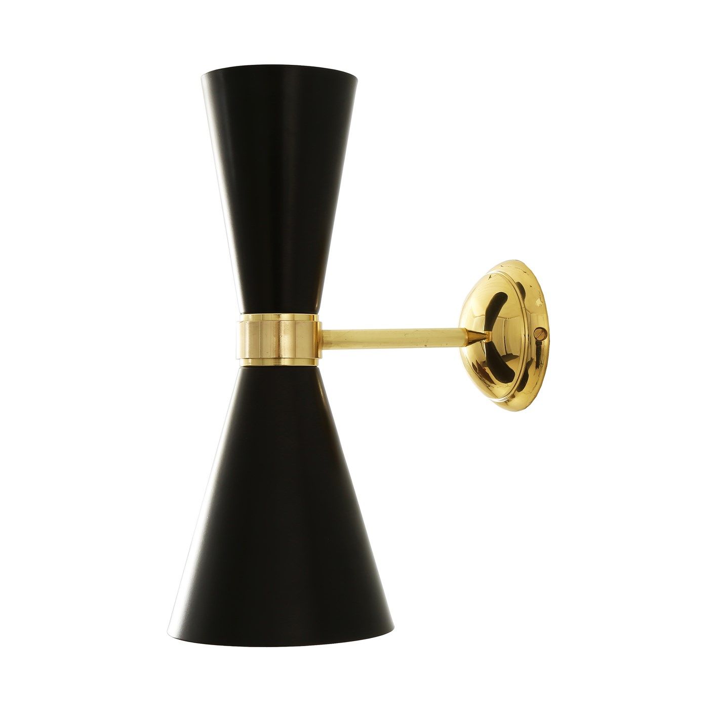 Mullan Lighting Set to Launch New Lighting at M&O