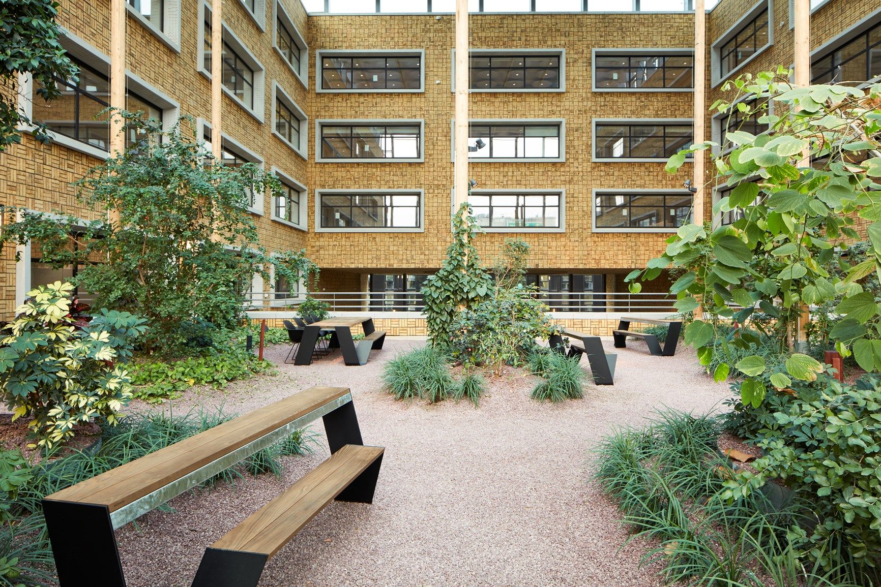 The Workplace Today? An Oasis in the Hustle and Bustle of the City