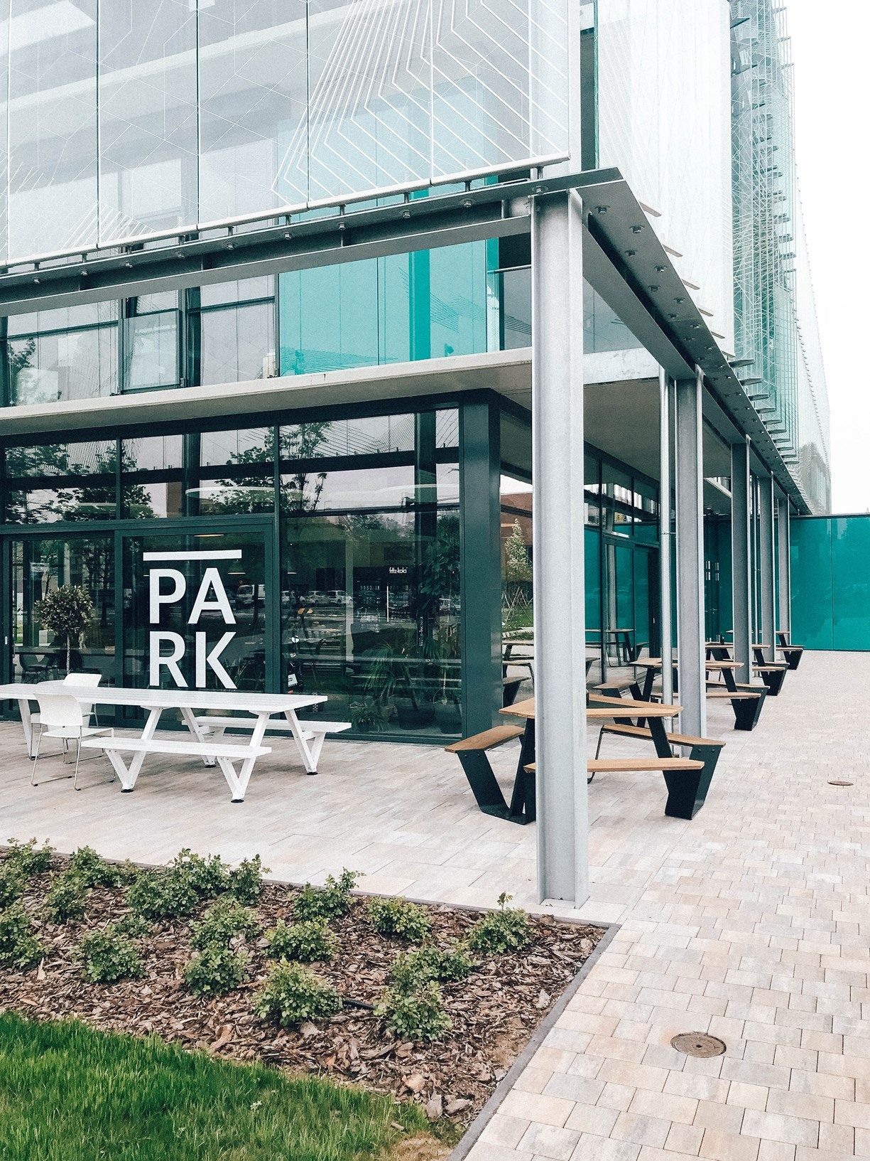 The Workplace Today? An Oasis in the Hustle and Bustle of the City