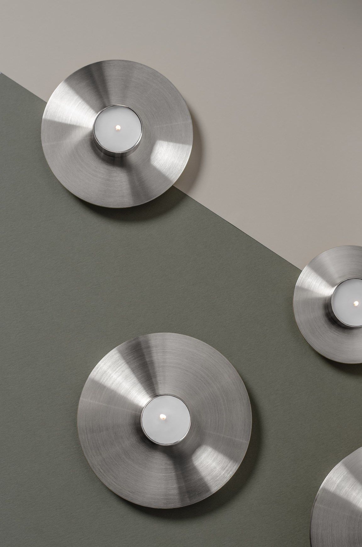 Noom: The Light Side of the Moon