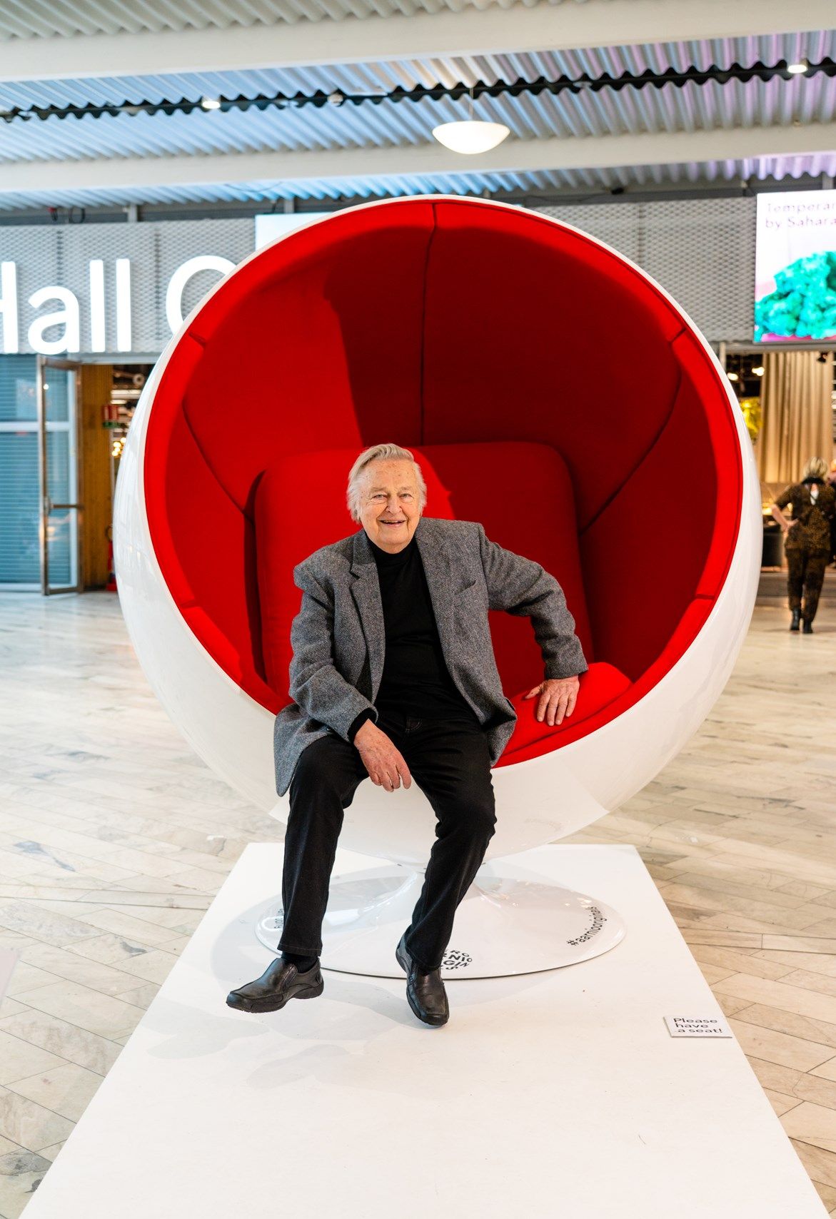 Eero Aarnio: Design that Pops