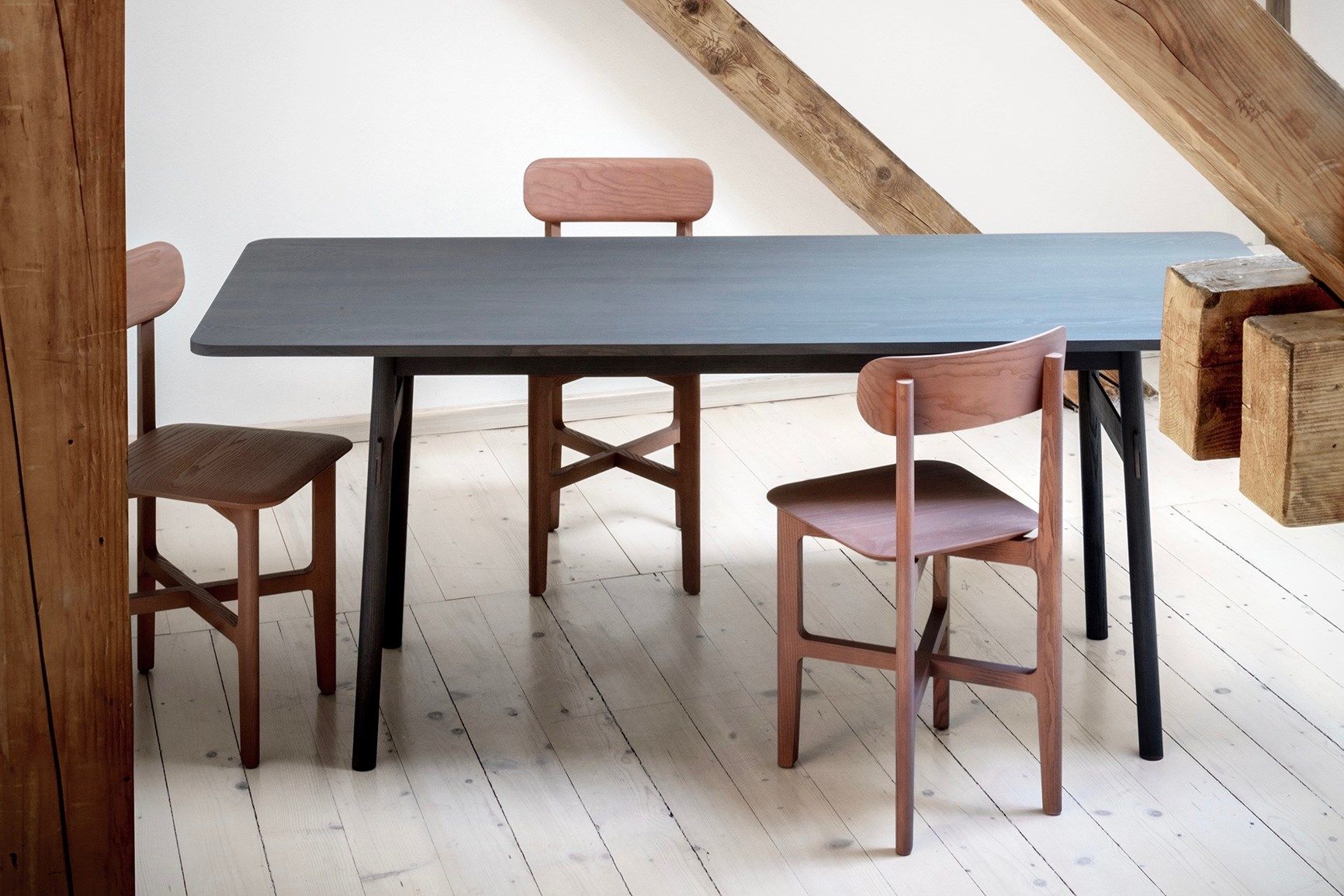 Design Meets Fine Art of Craftsmanship and Comfort