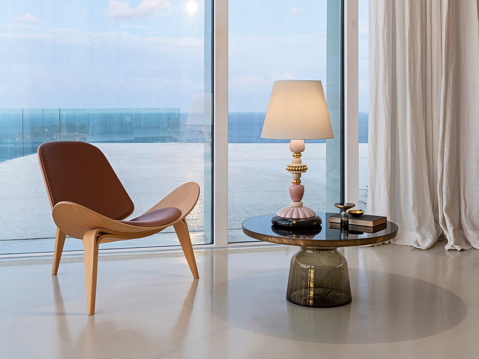 Light and Porcelain: Novelties by Lladró