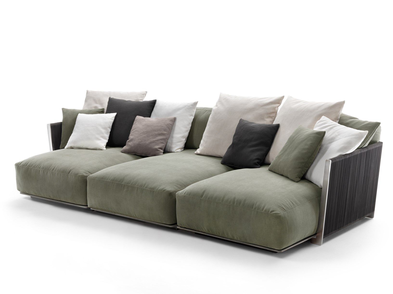 Flexform Presents Its First Outdoor Collection