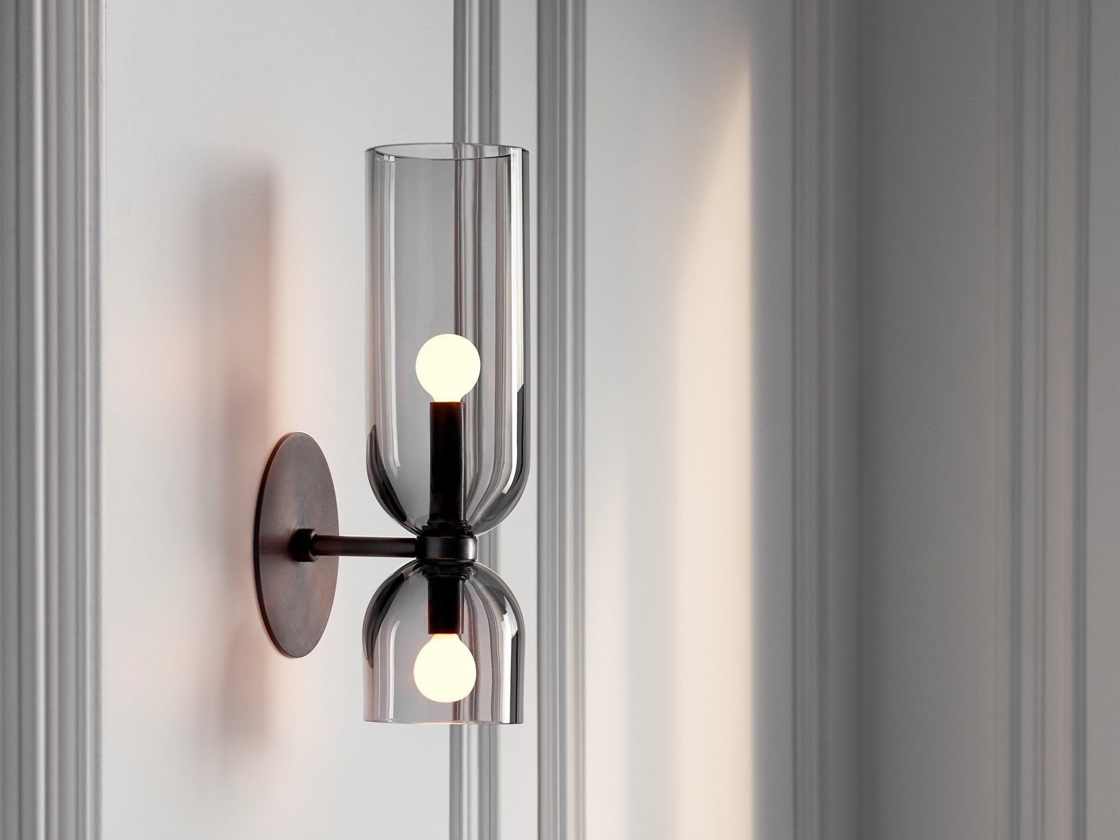 Lightmaker Studio's Sconce Lighting Experiences
