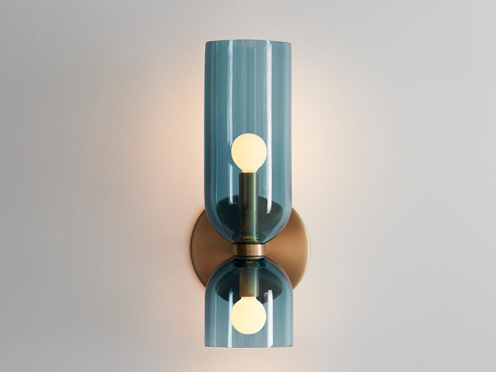 Lightmaker Studio's Sconce Lighting Experiences