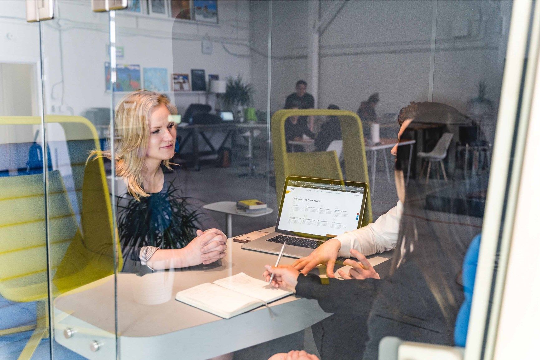 Loop Cube: Quiet, Private Space