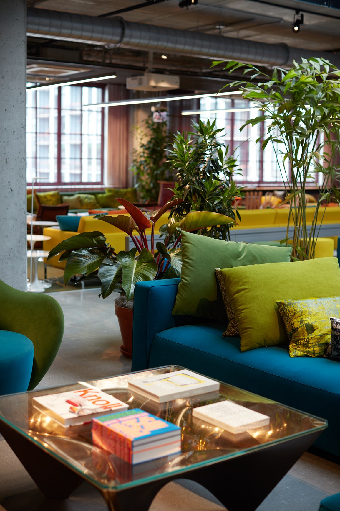 Knoll: The “Total Design” Perspective for the Contemporary Workplace