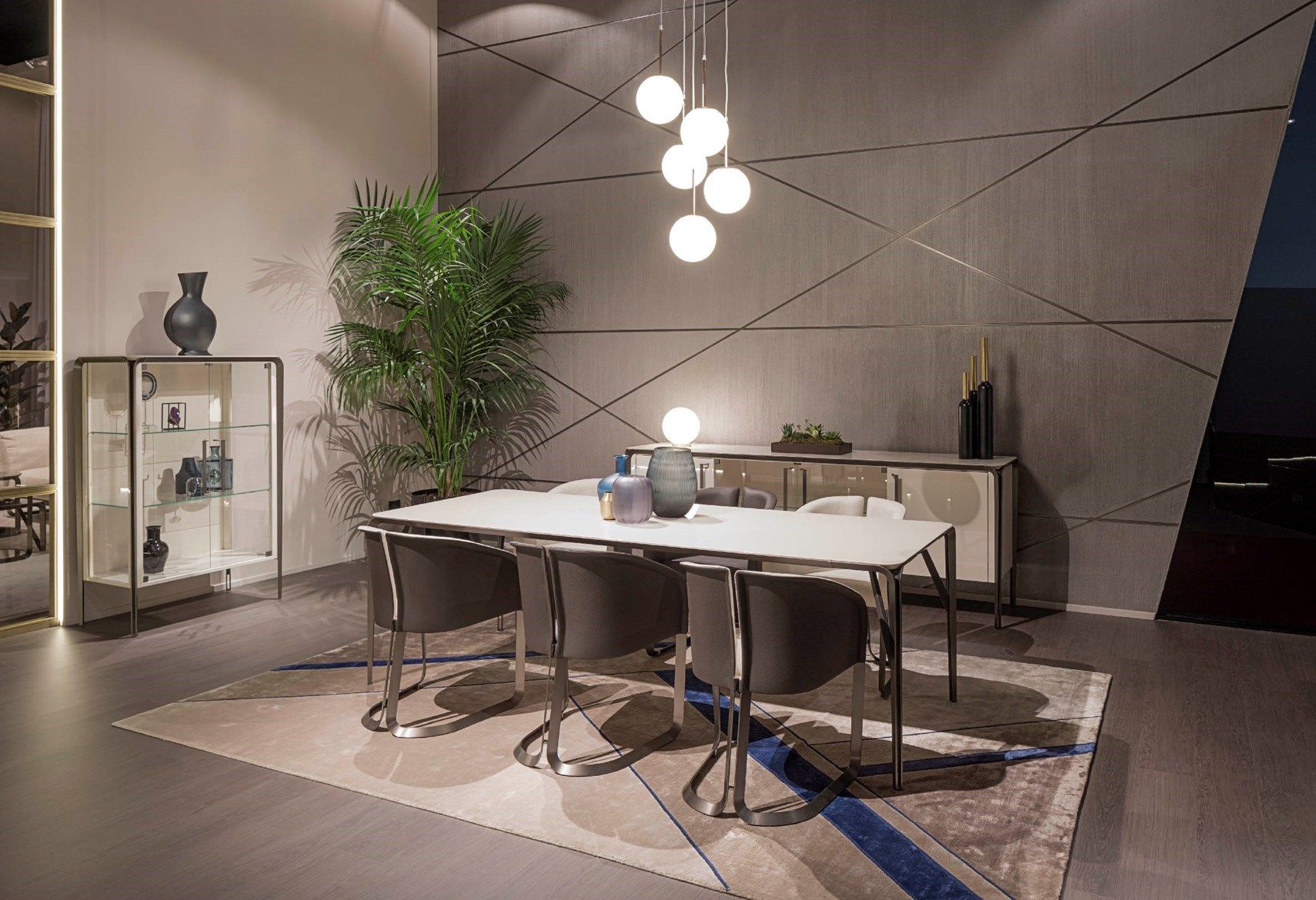 Turri evokes the Milanese atmosphere