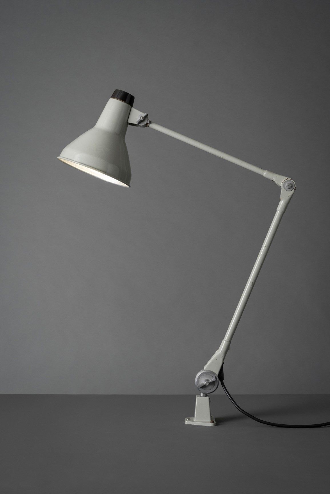 '100 Years of Positionable Light: The Origins and Relevance of ...