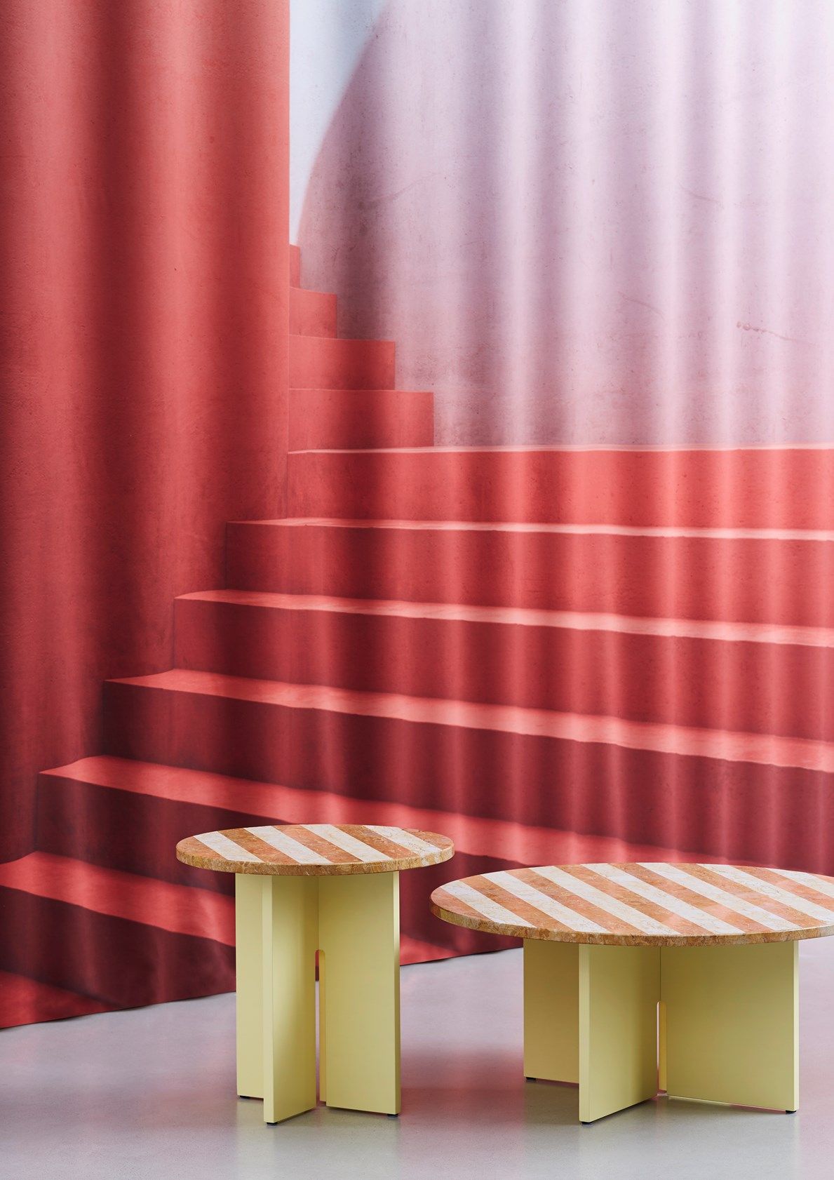 Bold Colors, Experimental Forms, Unusual Materials