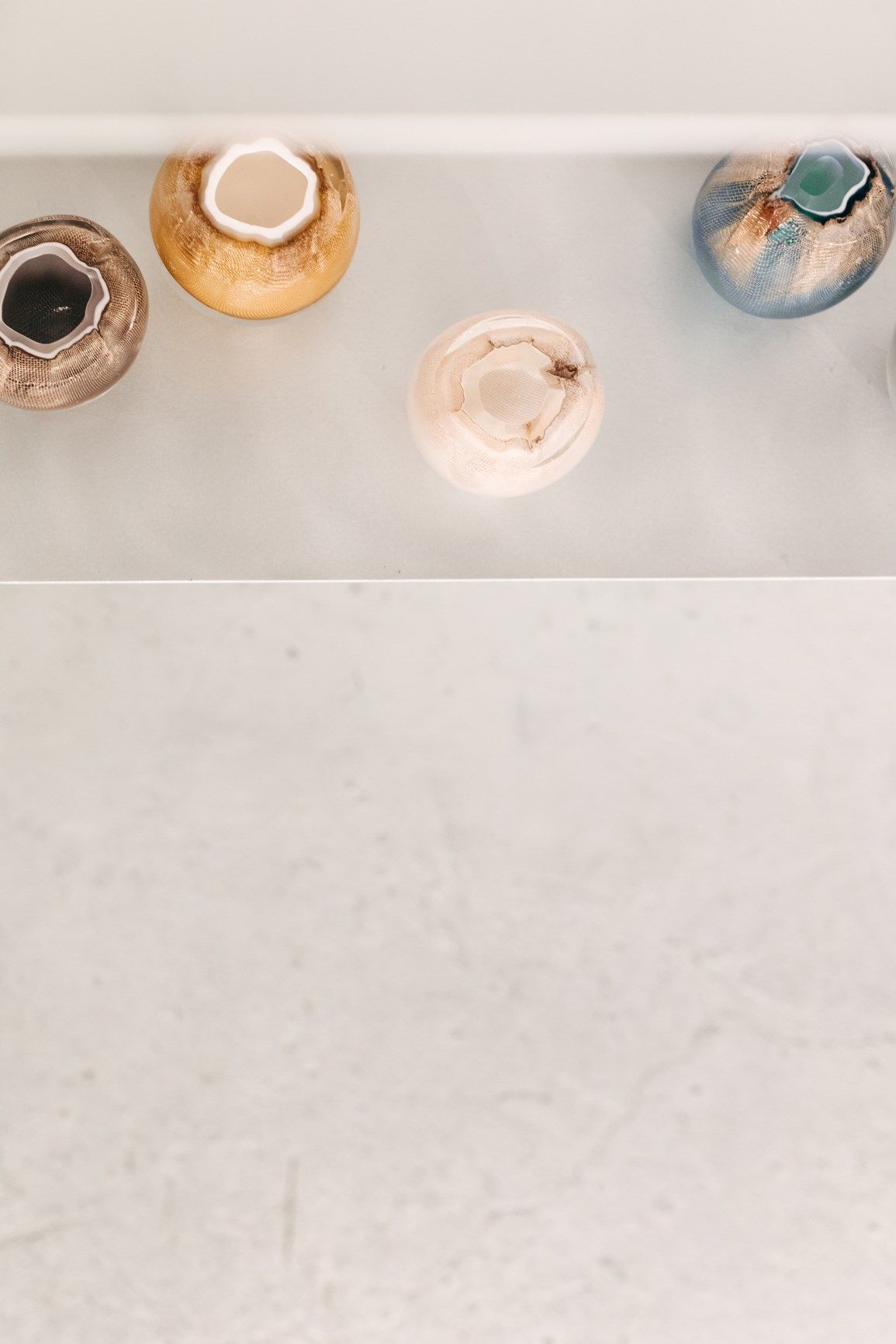 Soft Tones, Reflection and Transparence