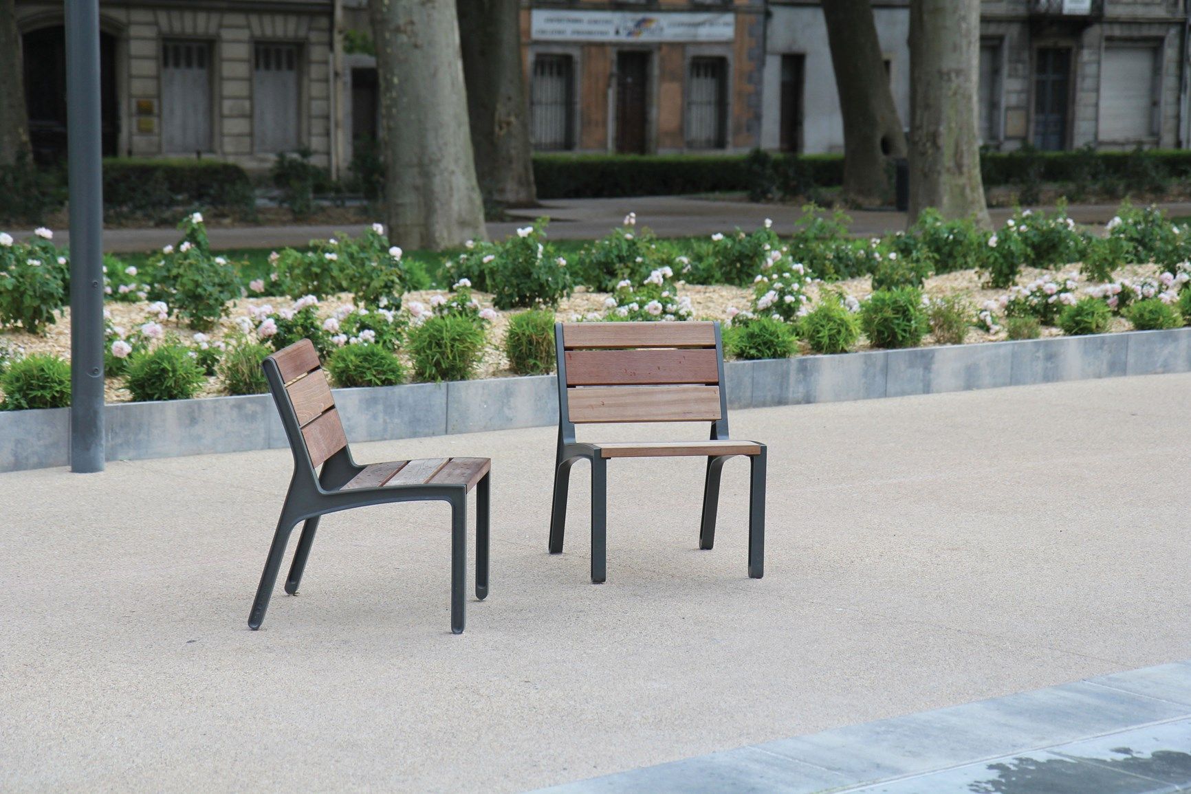 Social Distancing: Design or Trend?