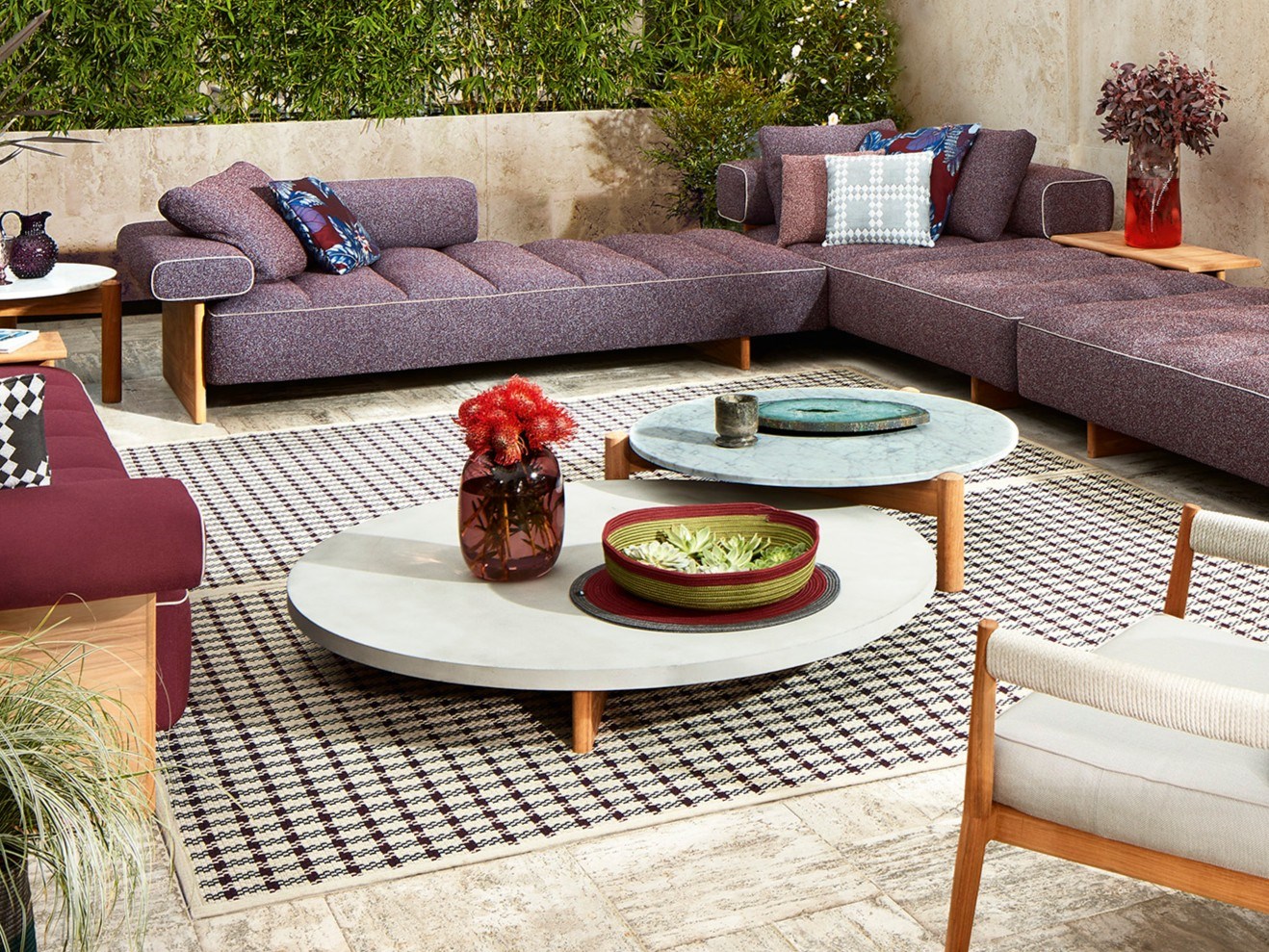 Cassina’s Iconic Pieces go Outdoors