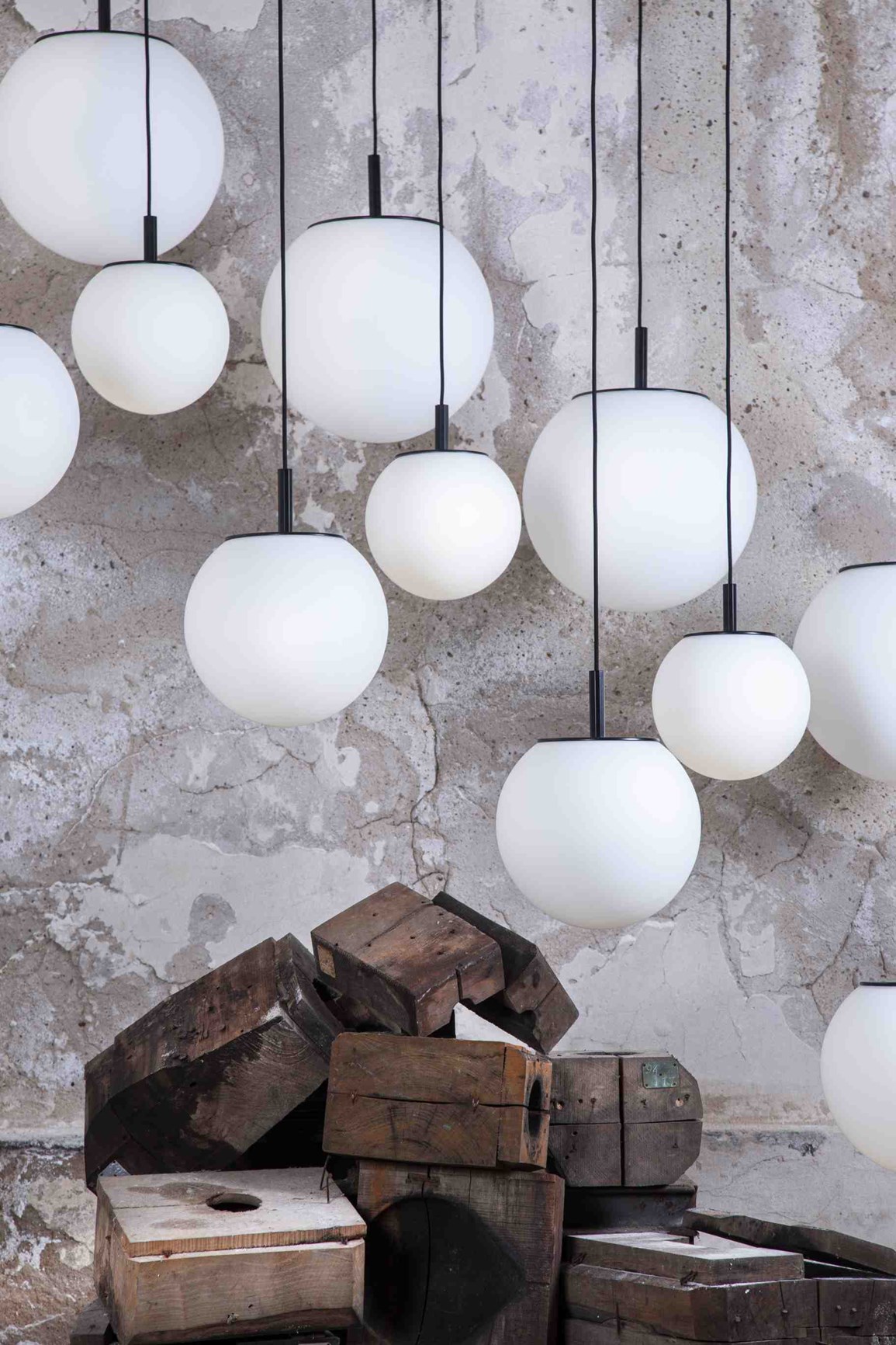 Sfera. Minimalistic and Functional yet Distinctive