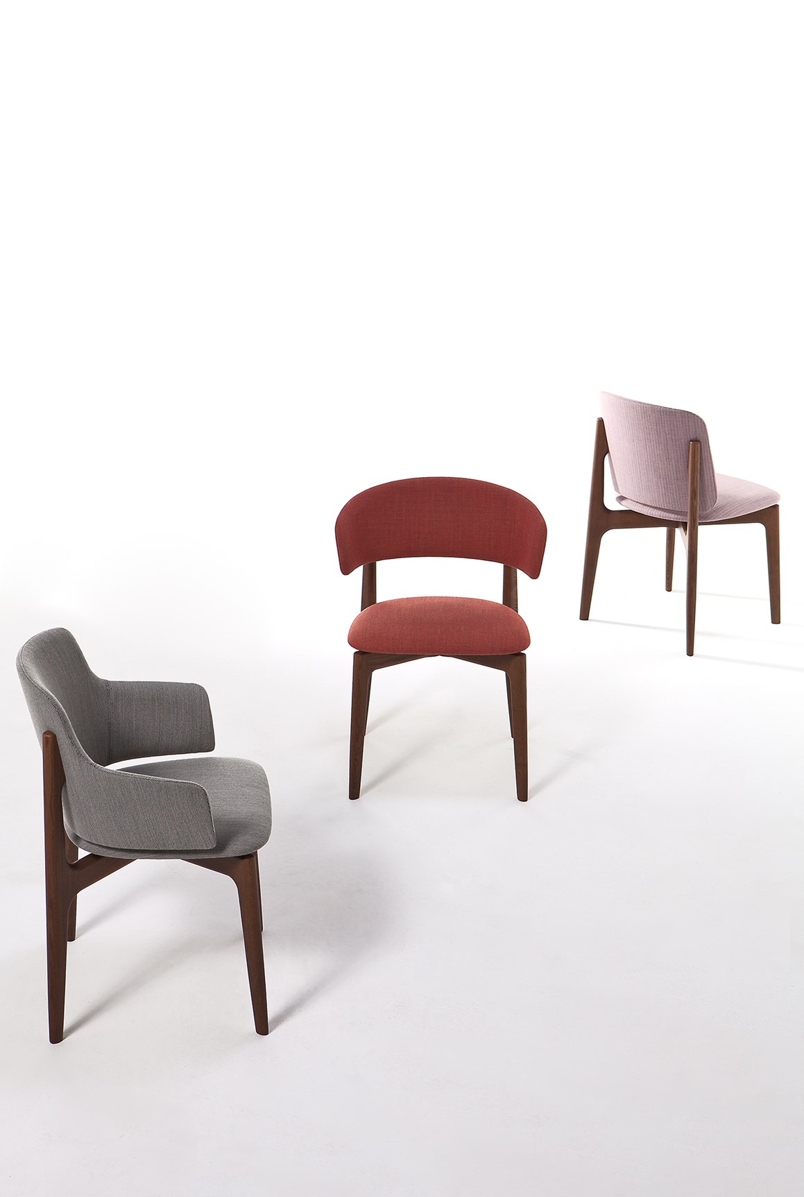 A Balanced Relationship: the Chairs Collection Designed by Dordoni for ...