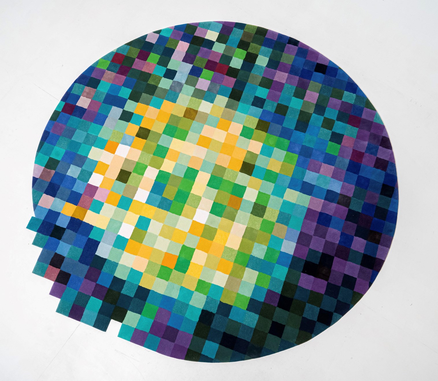 From Real to Virtual: Ukrainian Design on Show at Panoptikum Gallery