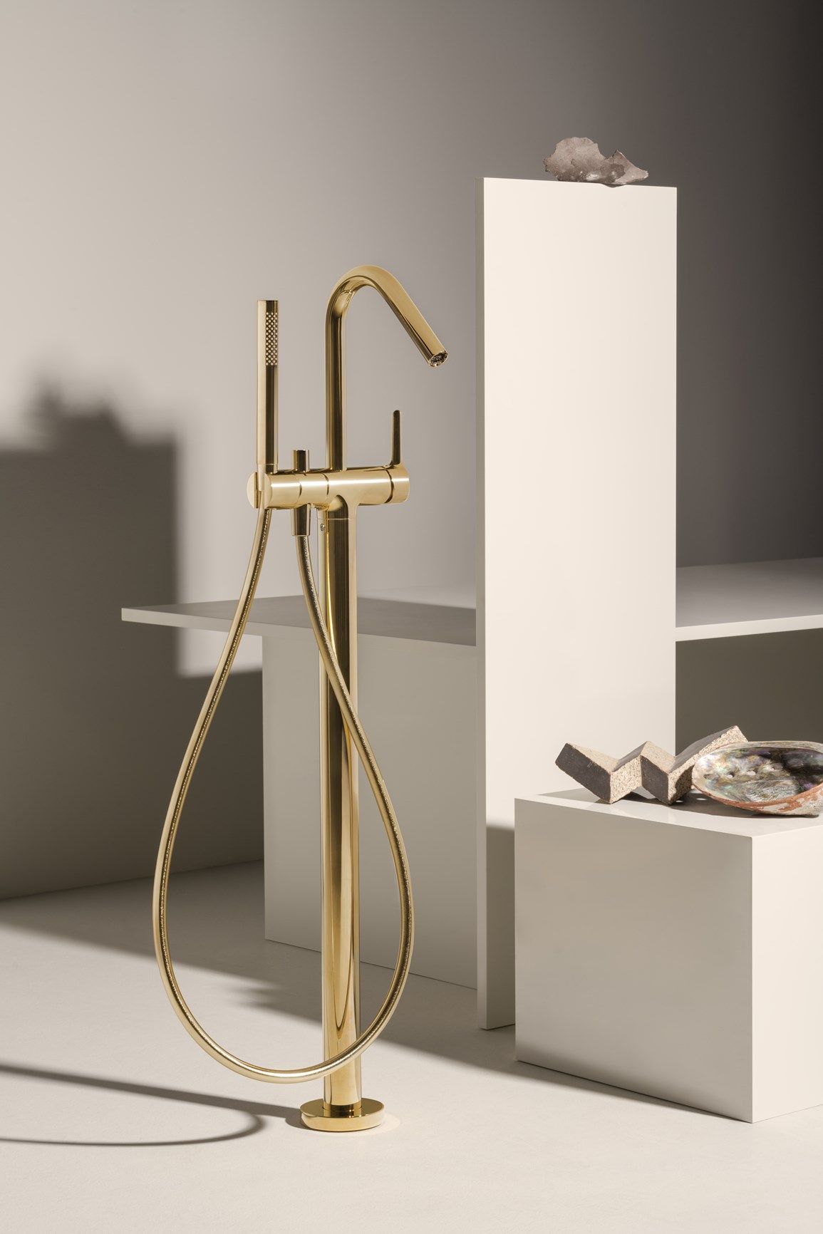 Zucchetti tapware for the bathtub, built-in or free-standing