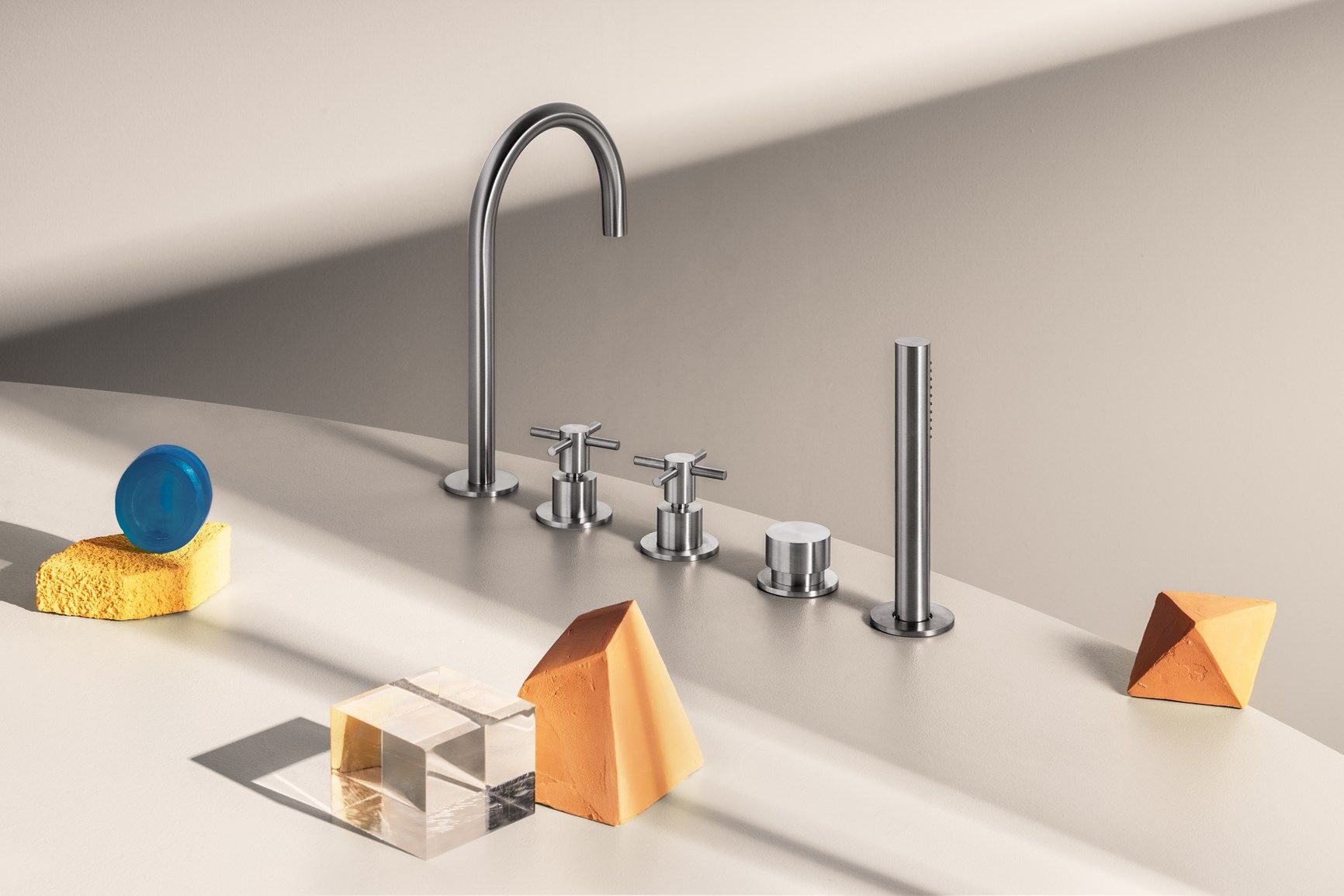Zucchetti tapware for the bathtub, built-in or free-standing