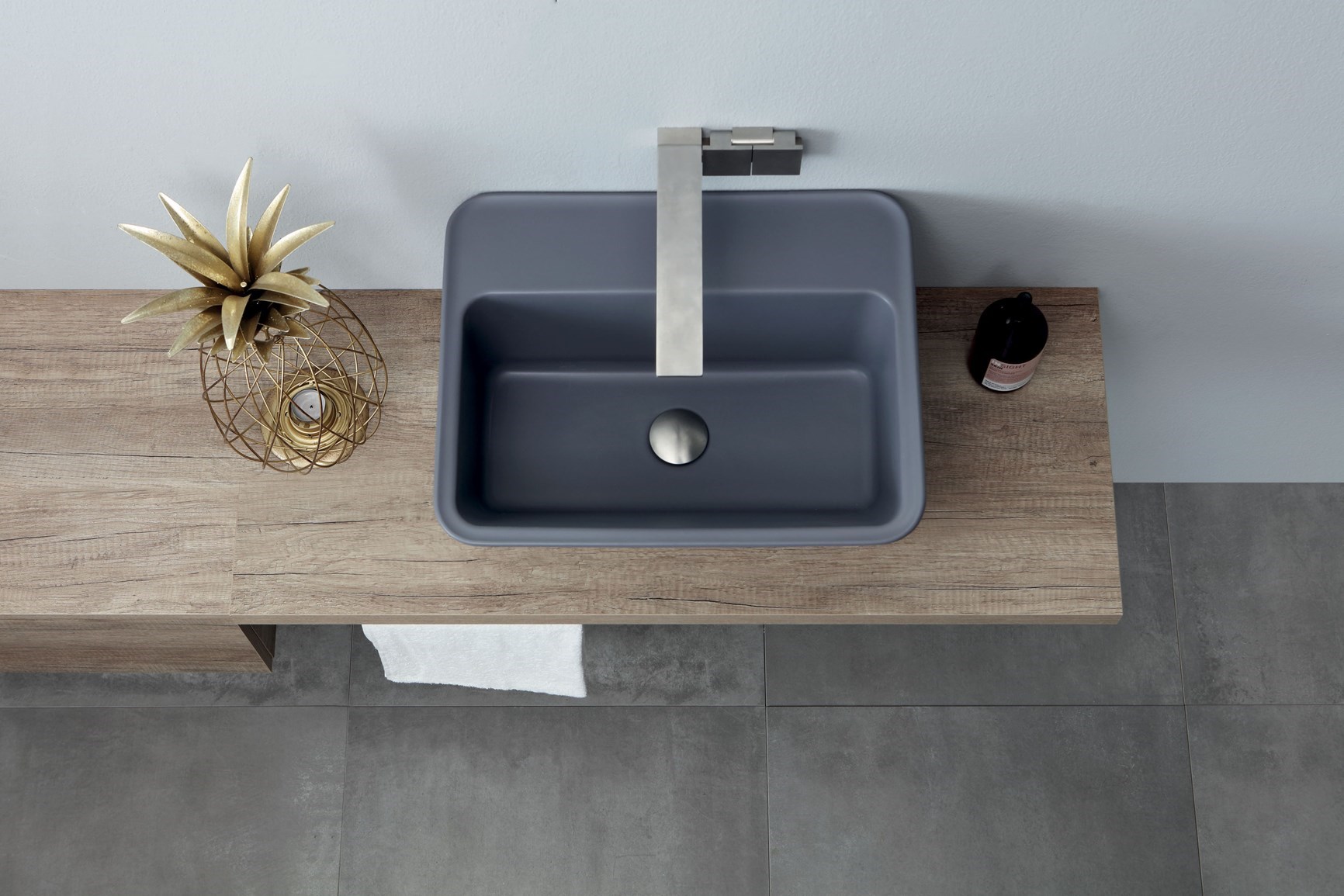 Il lavabo compatto di Colavene