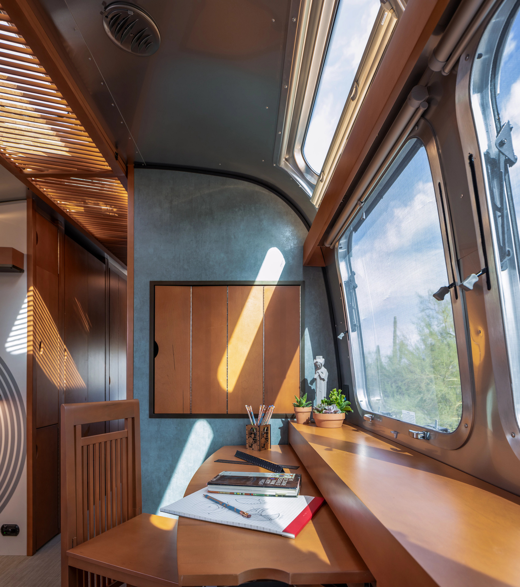 Airstream and the Frank Lloyd Wright Foundation create the Frank Lloyd ...