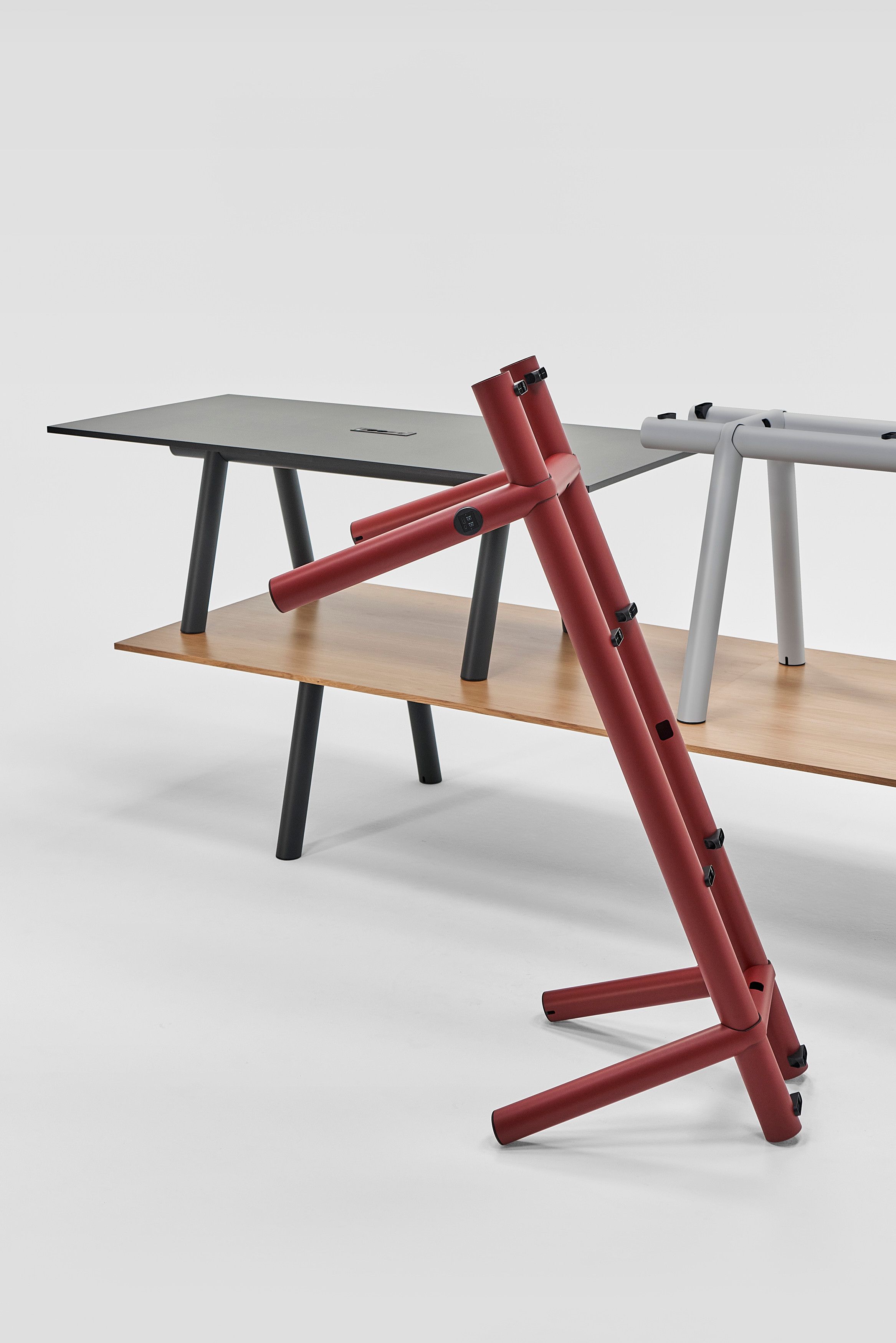 Hay introduces the BOA Table by Stefan Diez