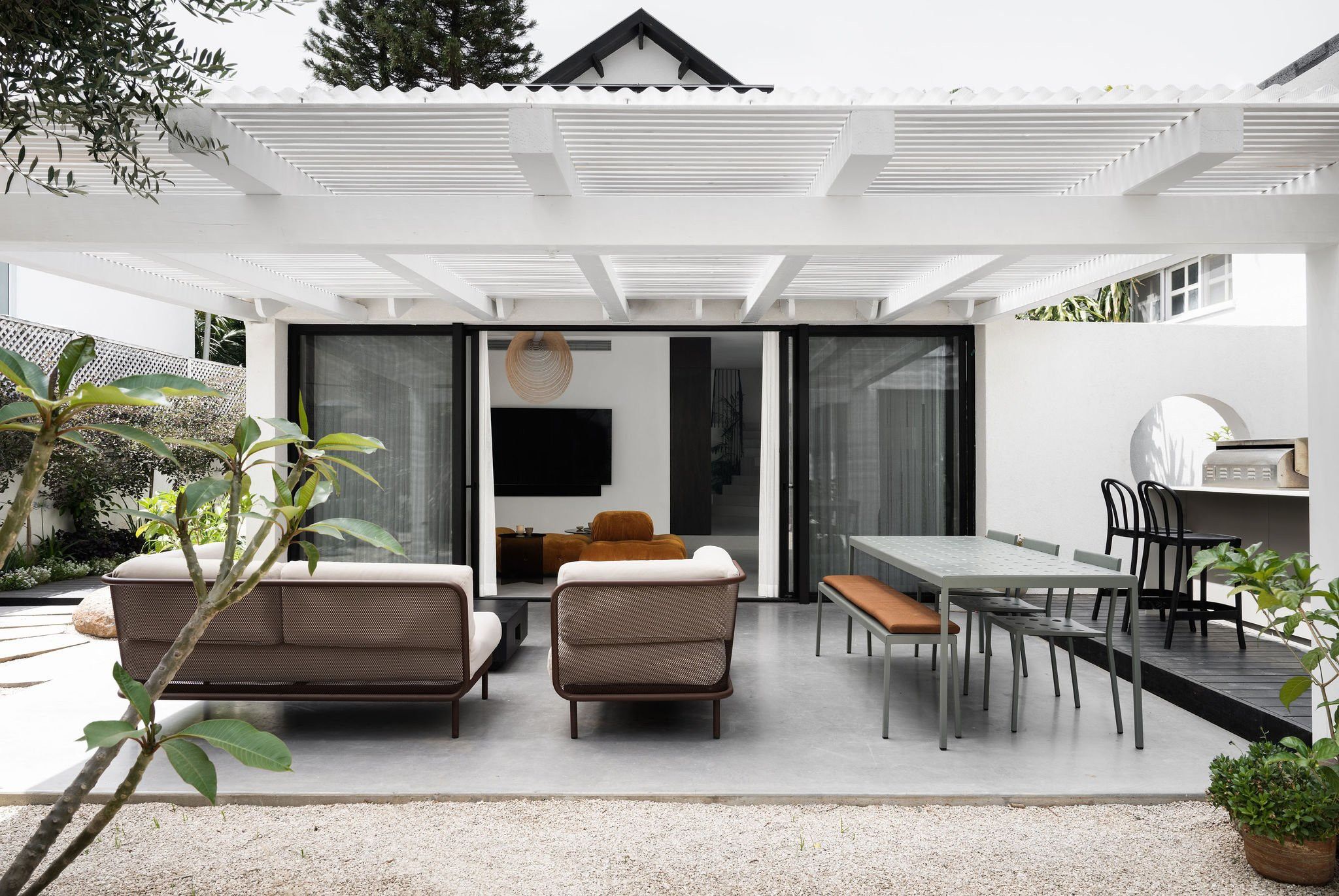 The CHOC House: A Symphony of Monochromes and Design Icons