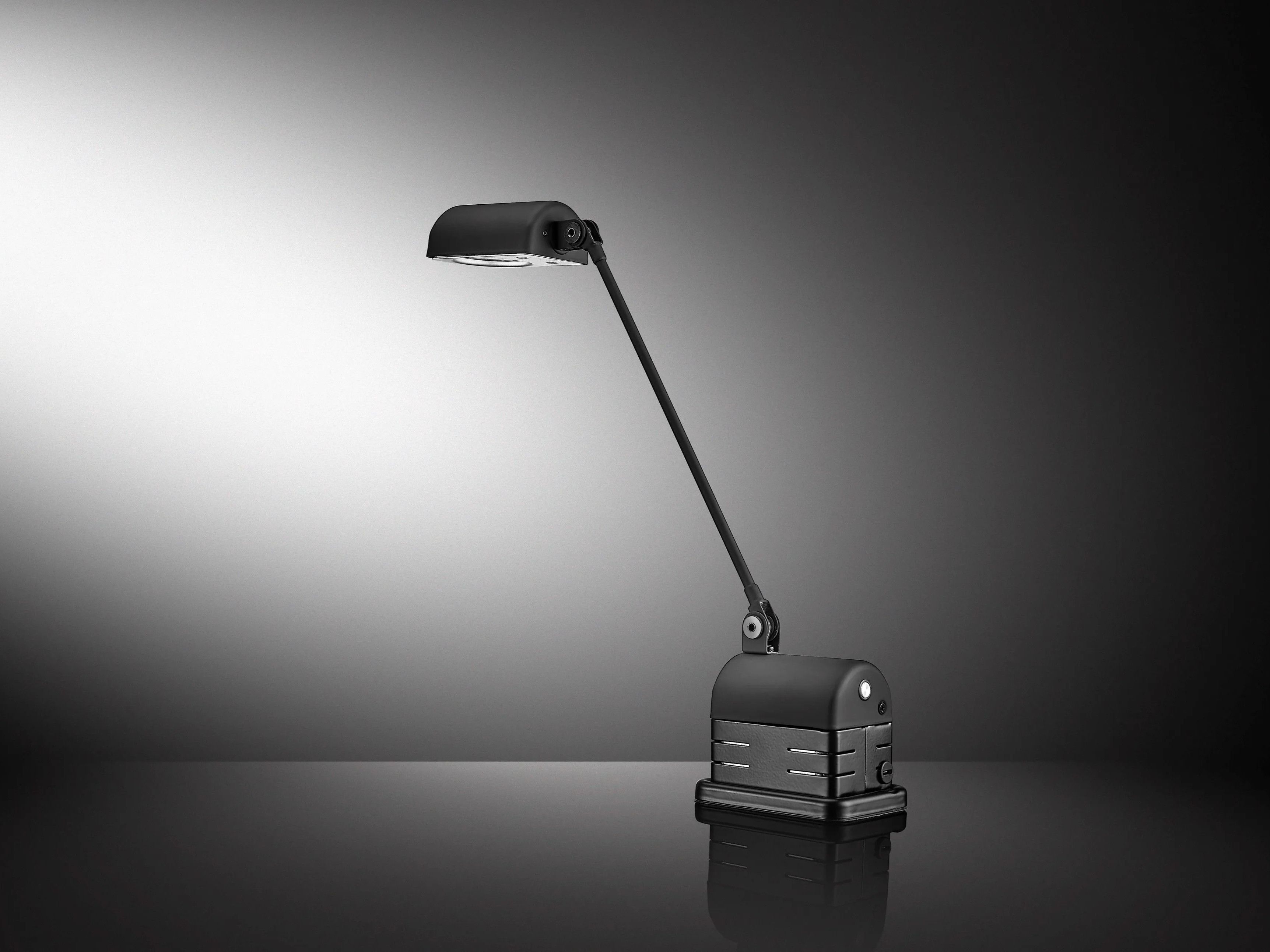 Discover Made-in-Italy design: lamps and lighting design