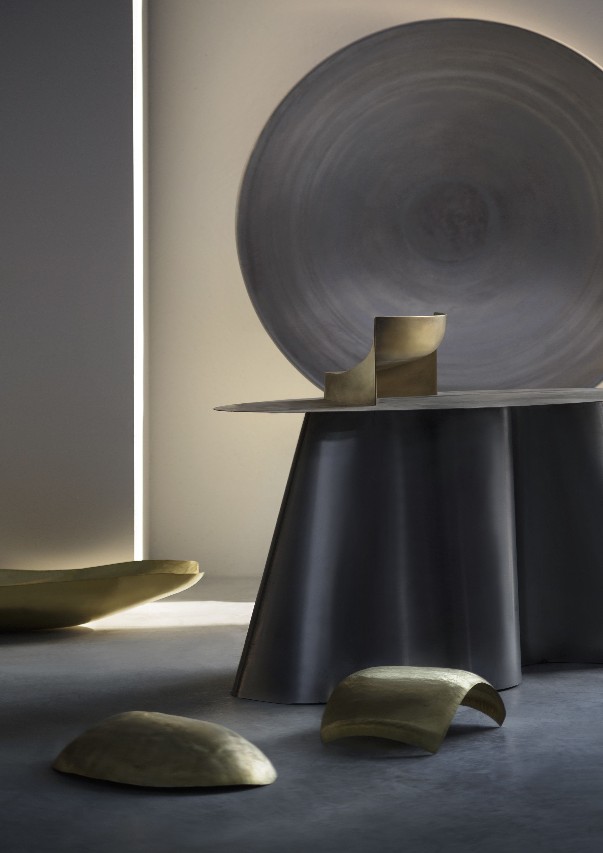 De Castelli metal finishes and furnishings. Interview with Albino Celato