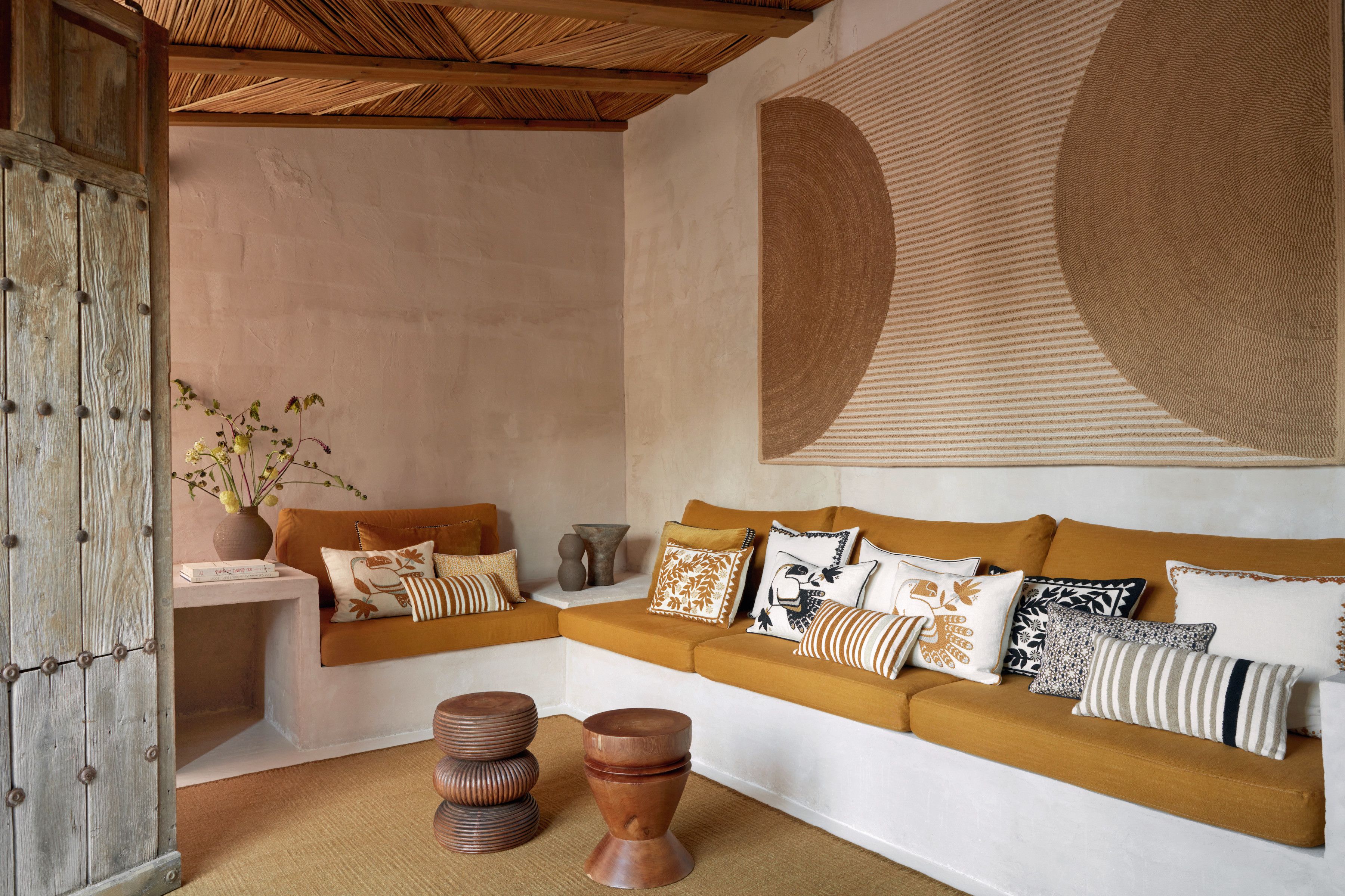 Wallcoverings, cushions and carpets: the Élitis textile collection at ...