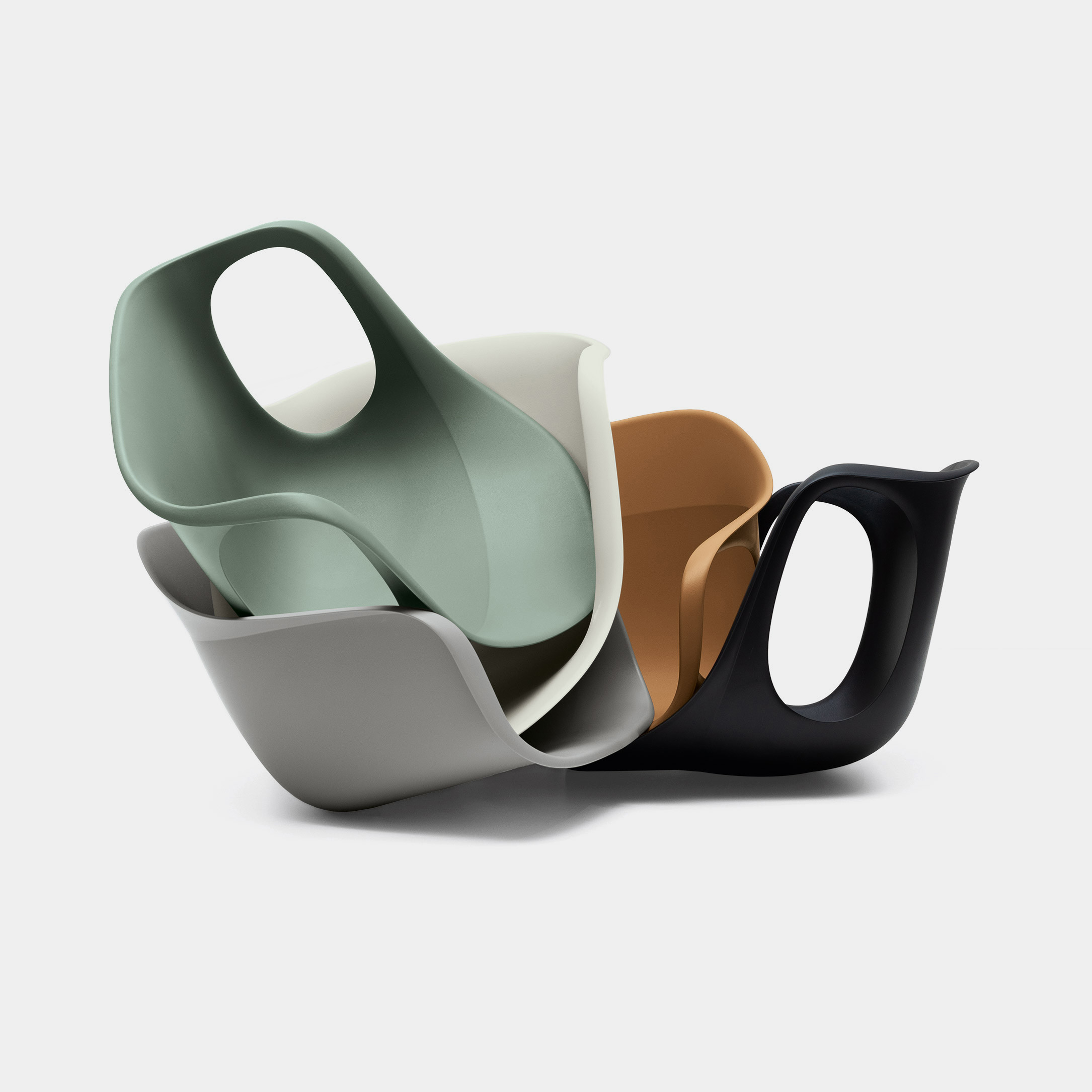 The Elephantino chair by Kristalia in EPD certified recycled plastic