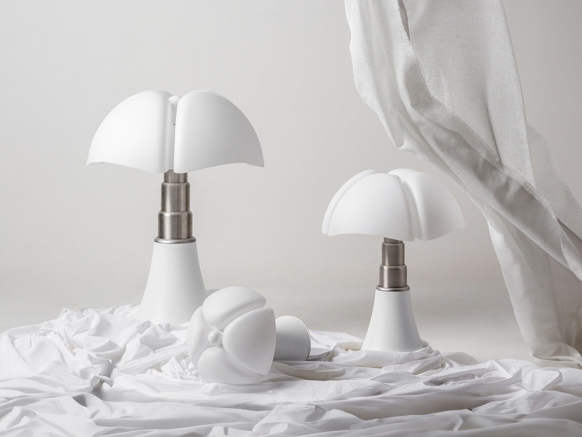 White matt finish for the Pipistrello lamp by Martinelli Luce