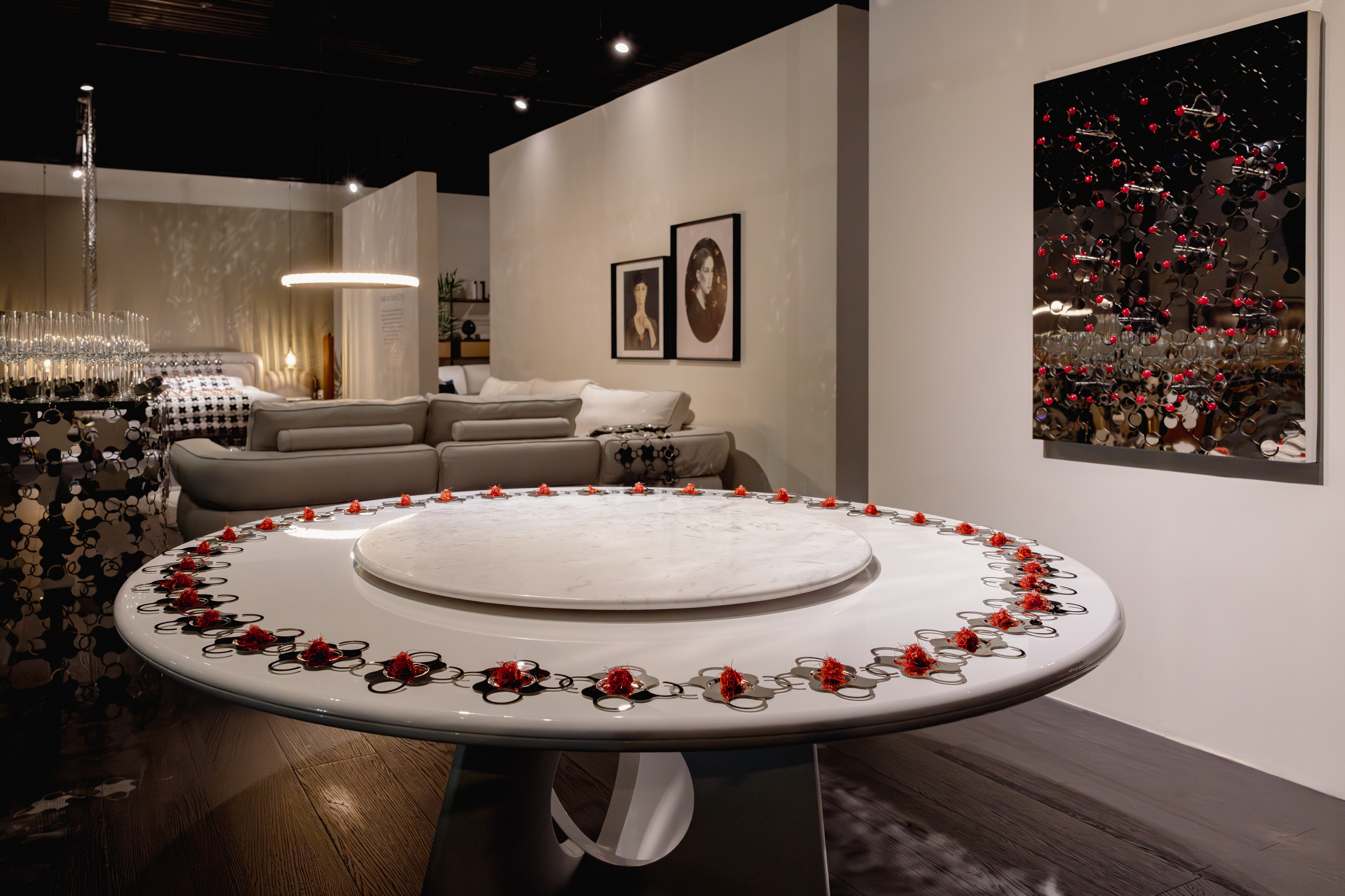 The installation Unexpected Roots by Natuzzi Italia in Miami