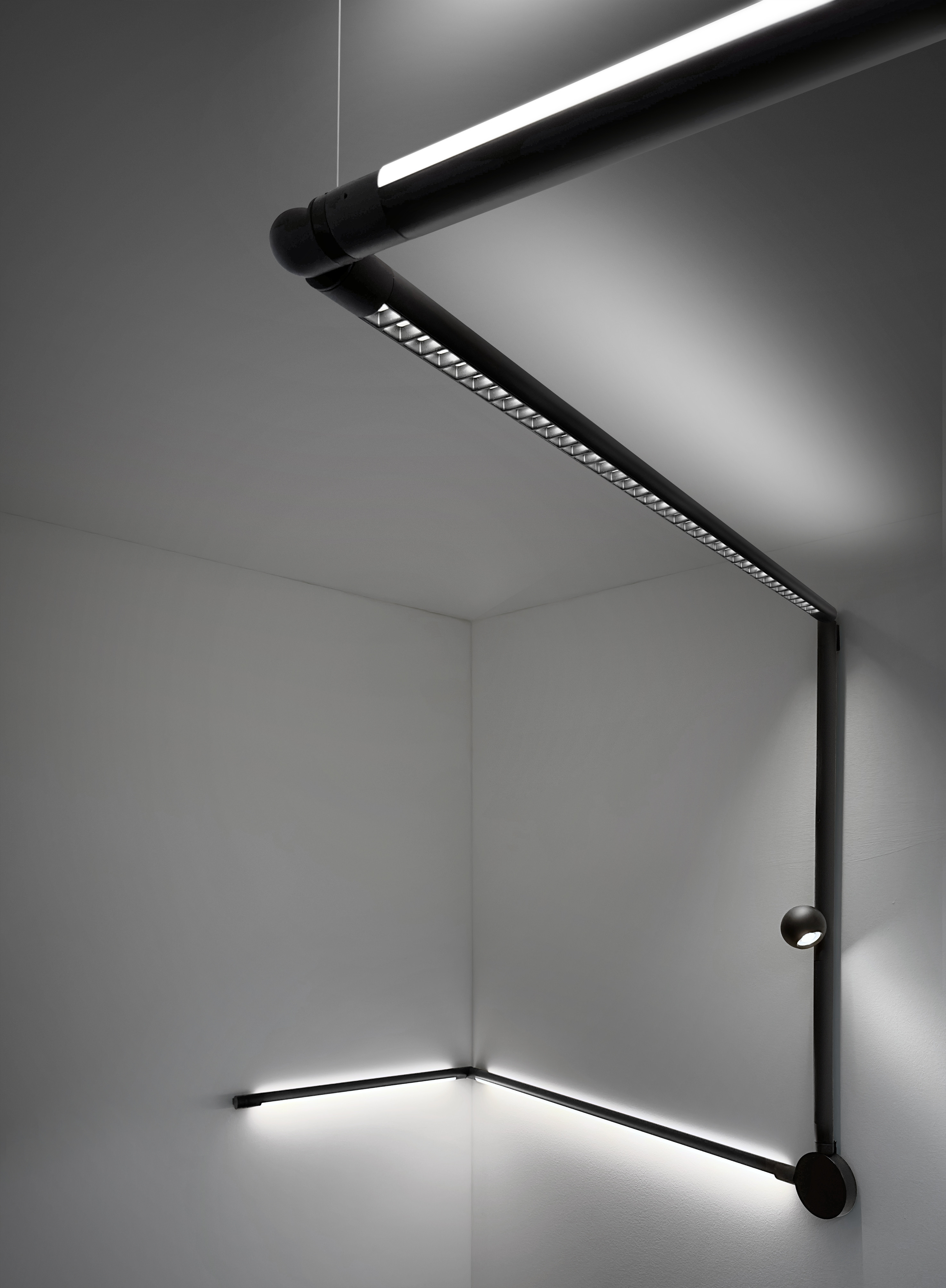 The Linea Light Group modular lamp for interiors