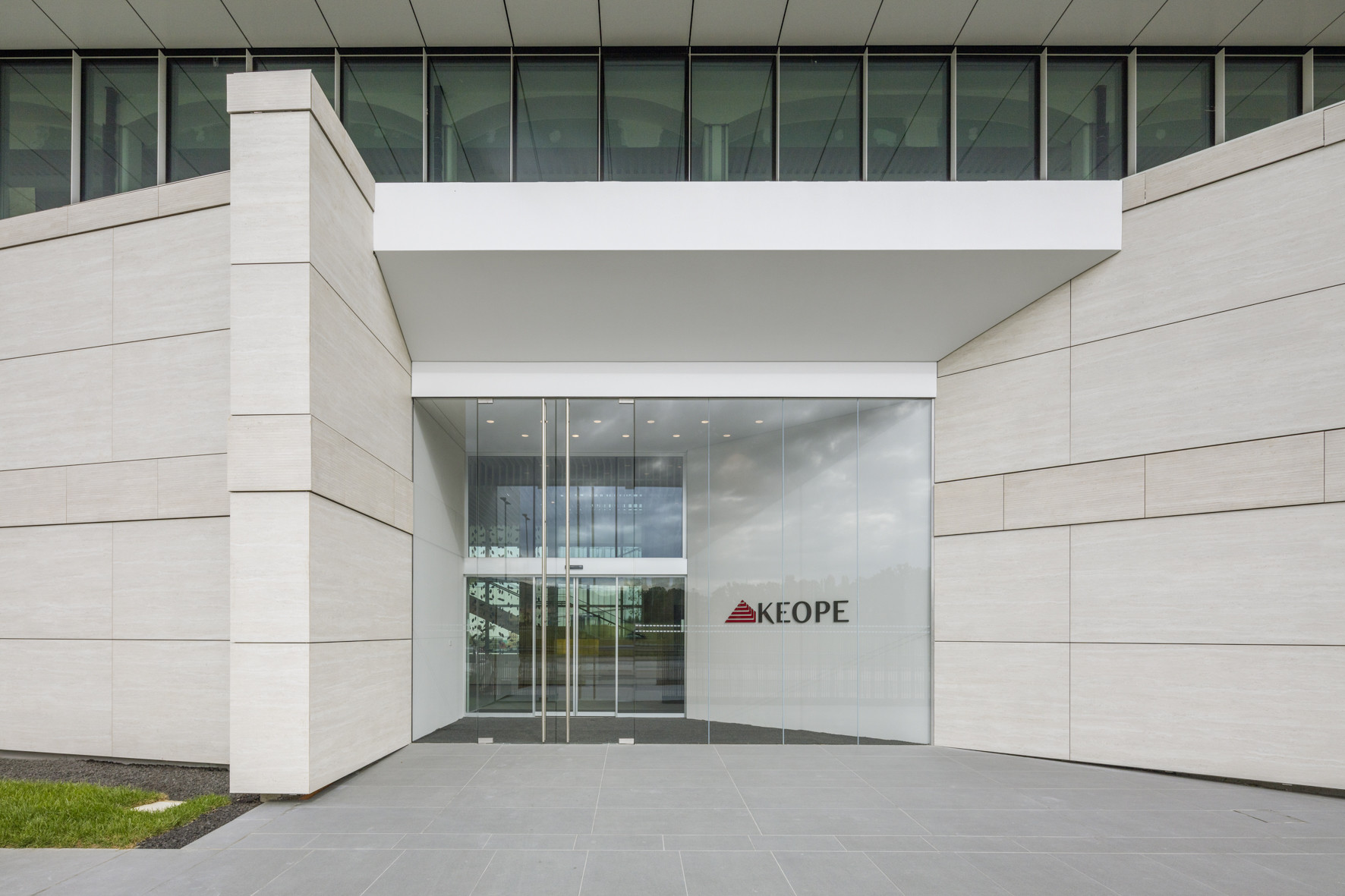 The new Ceramiche Keope headquarters in Casalgrande