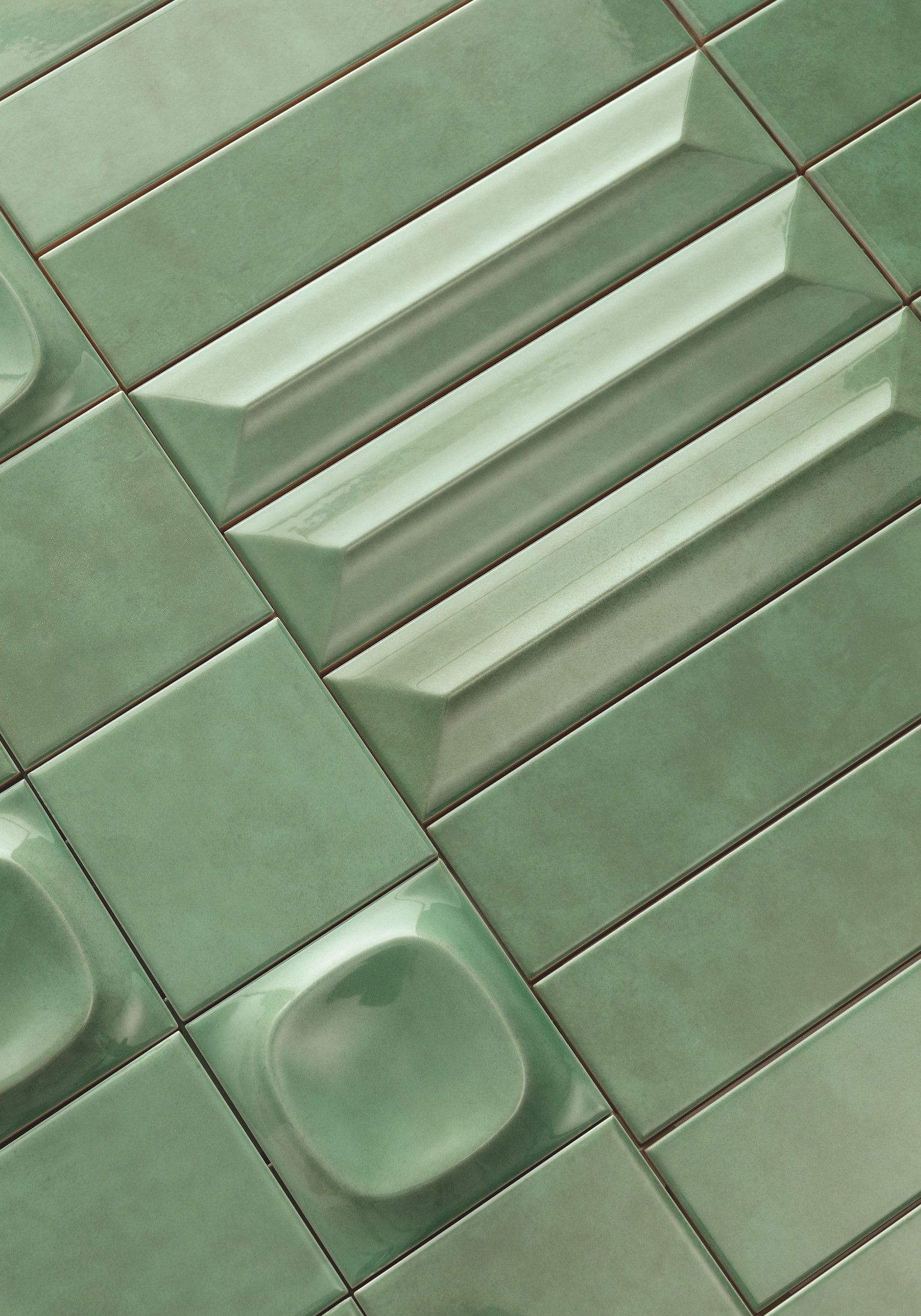 The new colored and three-dimensional Sartoria ceramic tiles