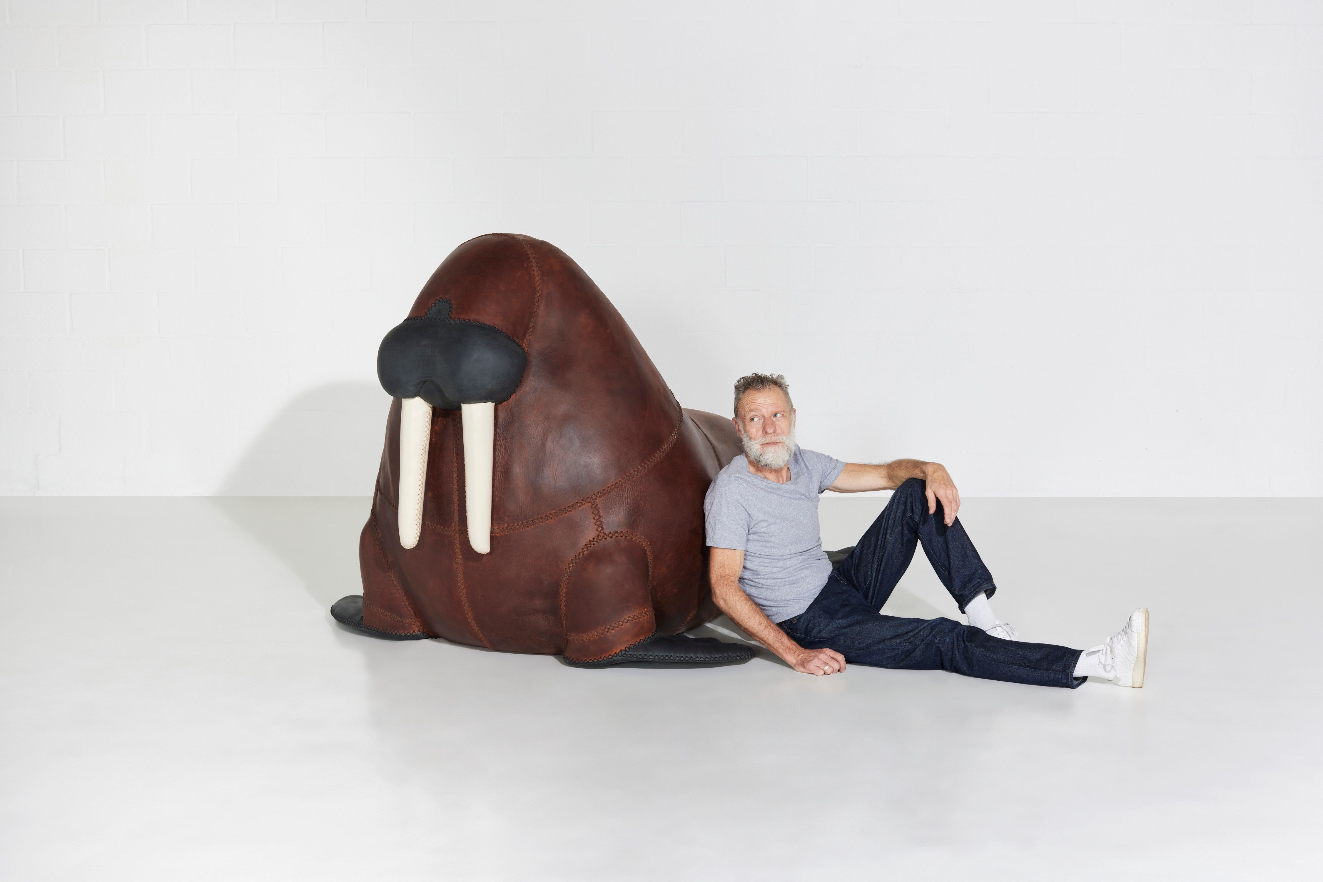 Porky Hefer's Animal Sculptures at Galerie56