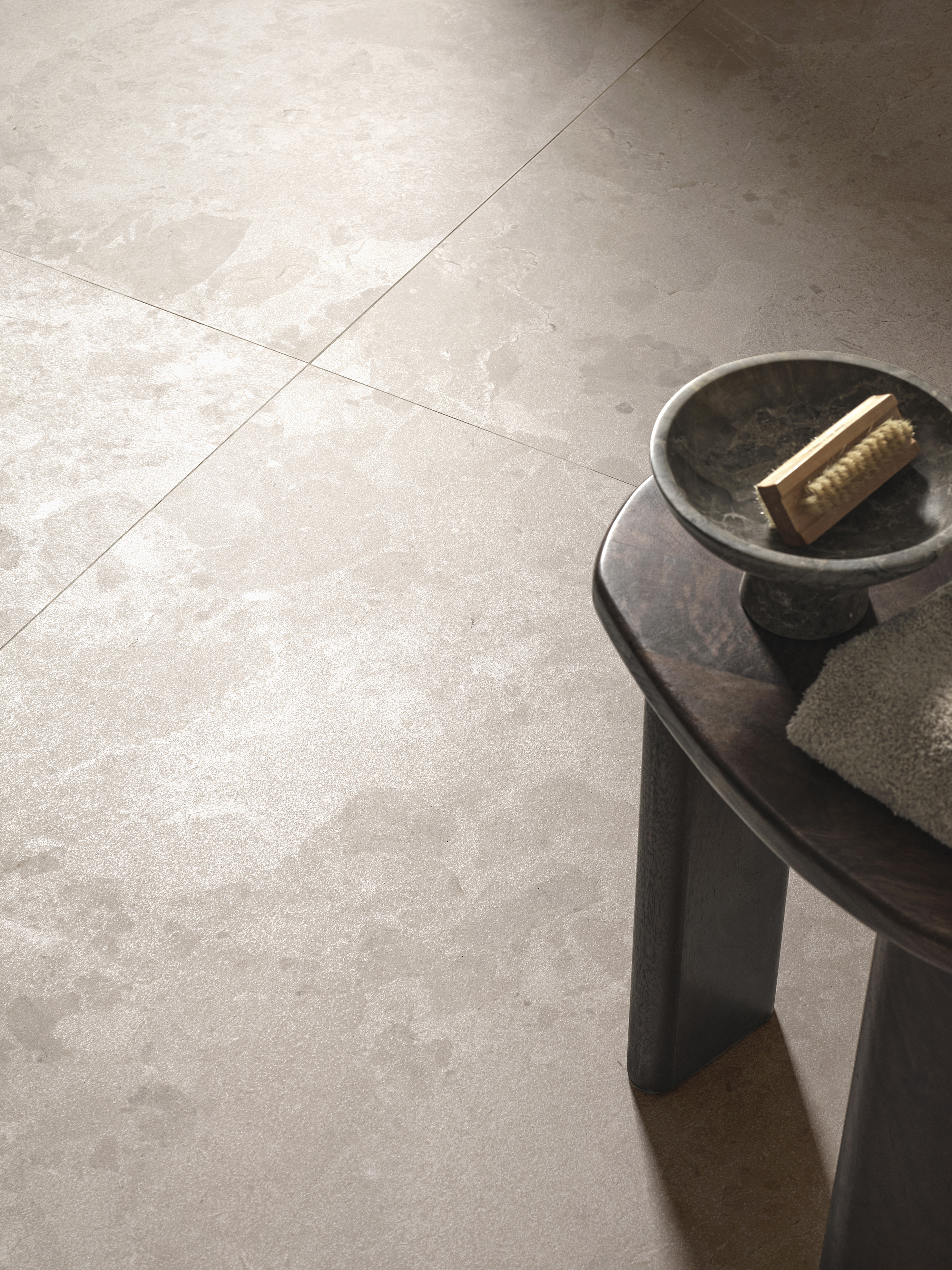 Moon, the new Refin stone-effect tile