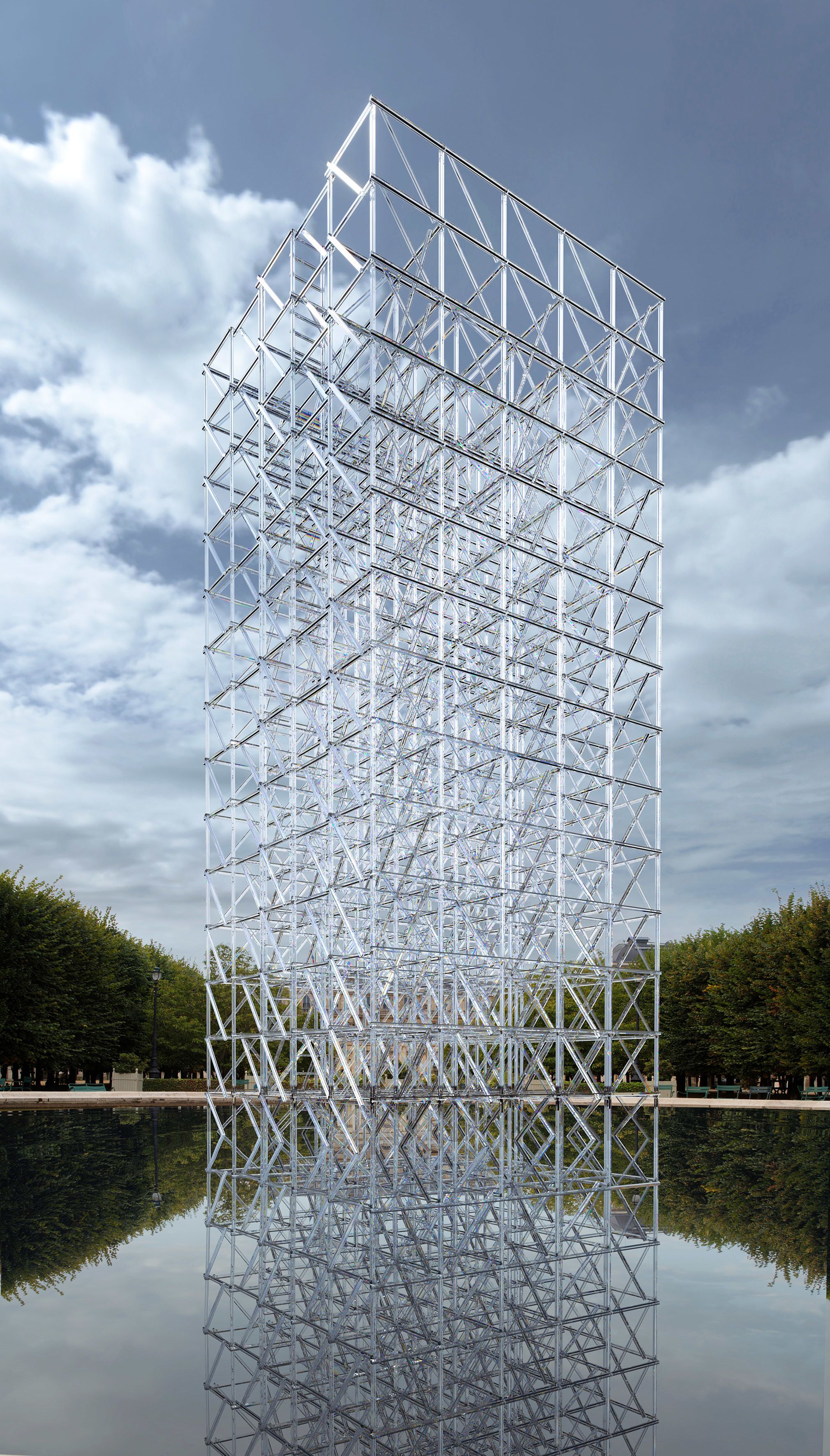 A monumental glass art installation by Emmanuel Barrois in Paris