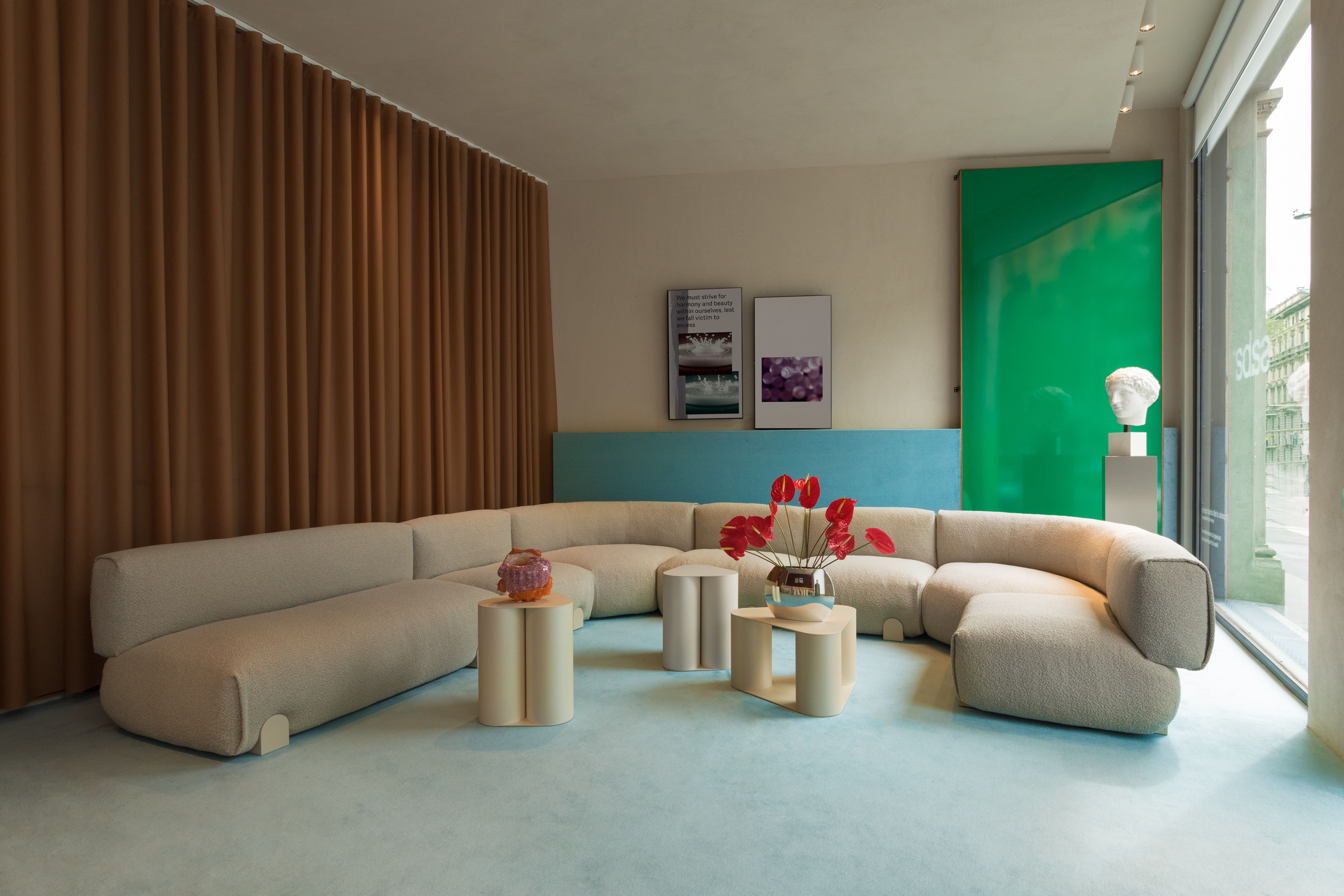 Simposio, the first Saba modular sofa designed by Studiopepe