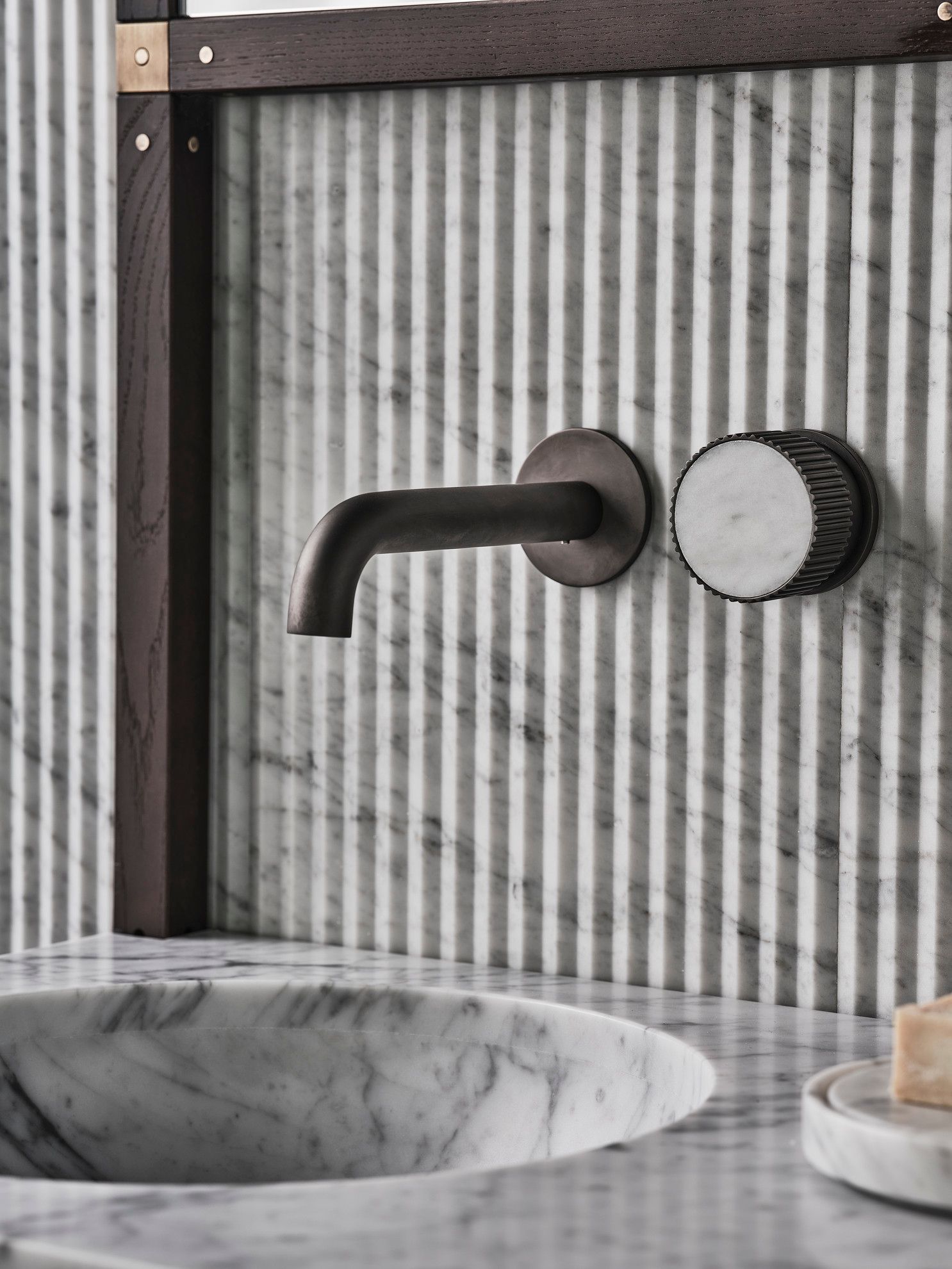 Salvatori marble Spaghetti tap designed by Elisa Ossino