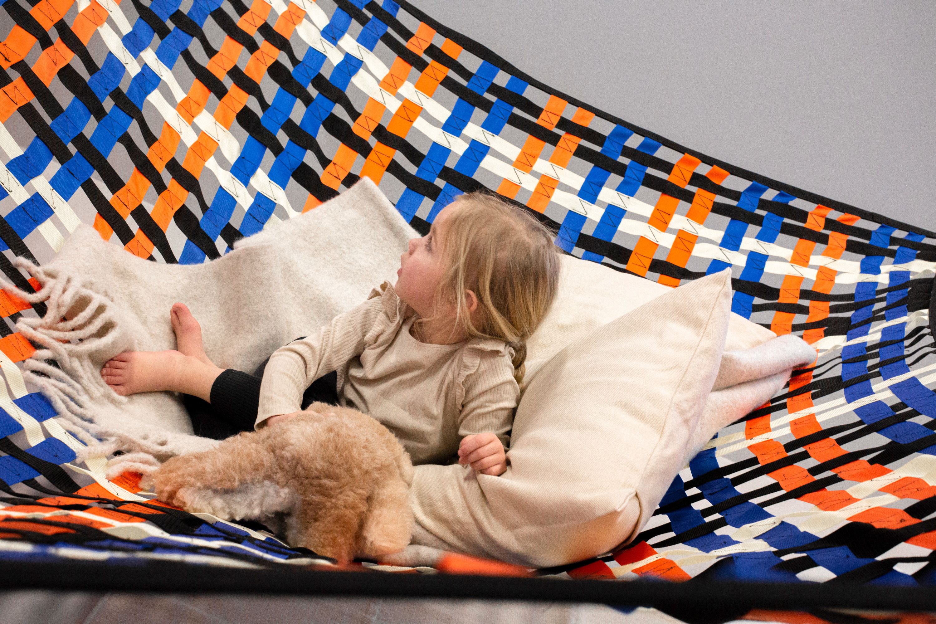 Shift is the sofa of tomorrow: a modern sofa by Form Us With Love